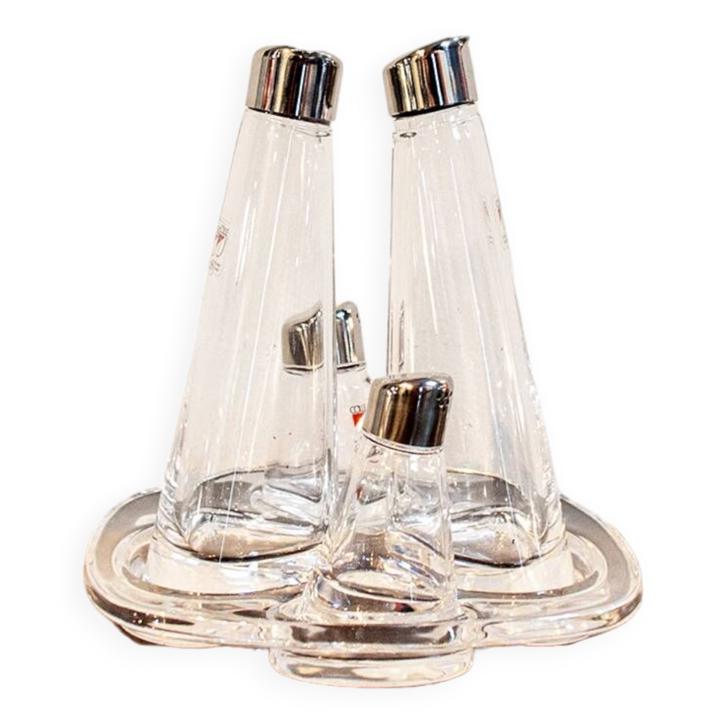 Service à huile et vinaigre, sel et poivre modèle Olpe par Angelo ...