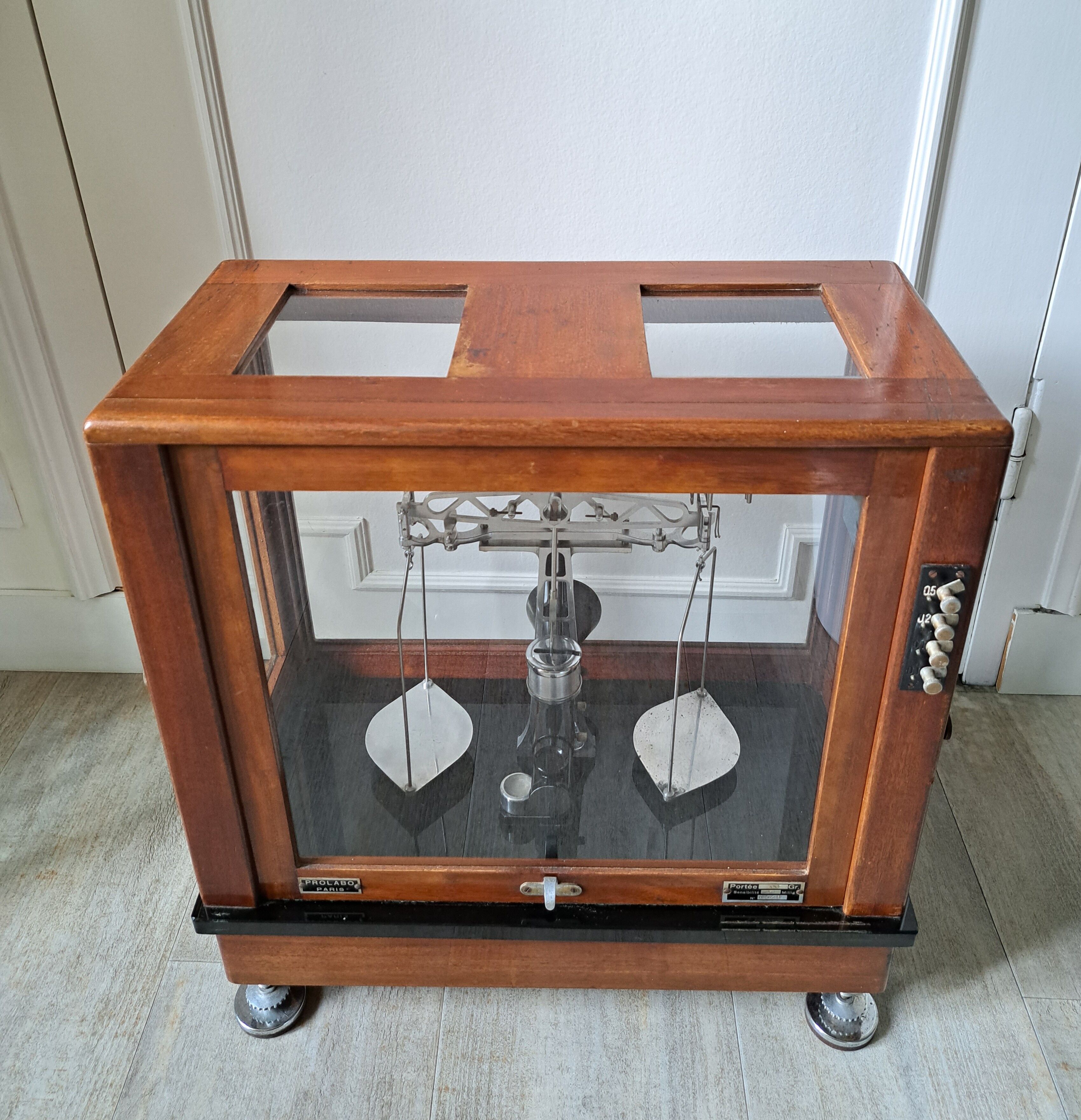 Balance de précision années 50 | Selency