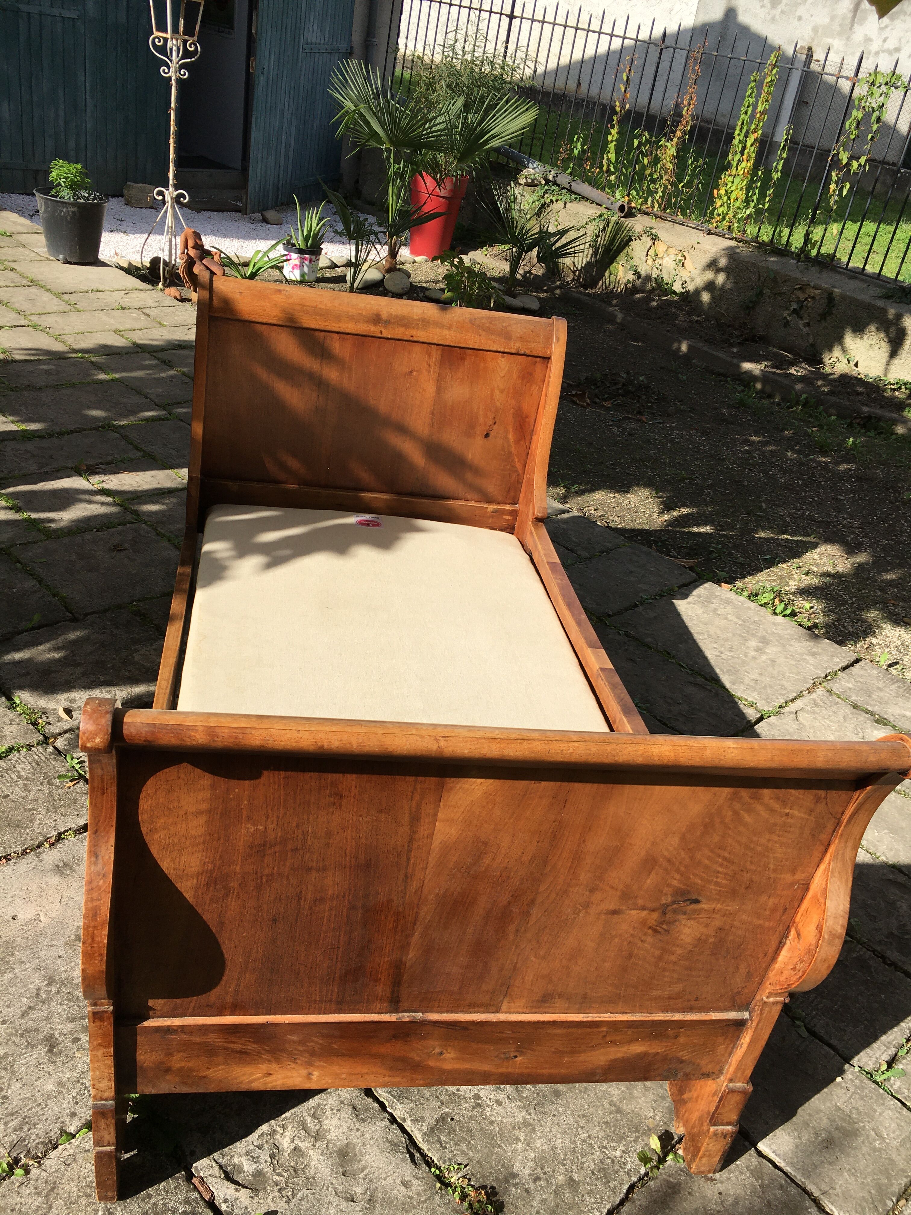 Lit bateau ancien bois massif | Selency