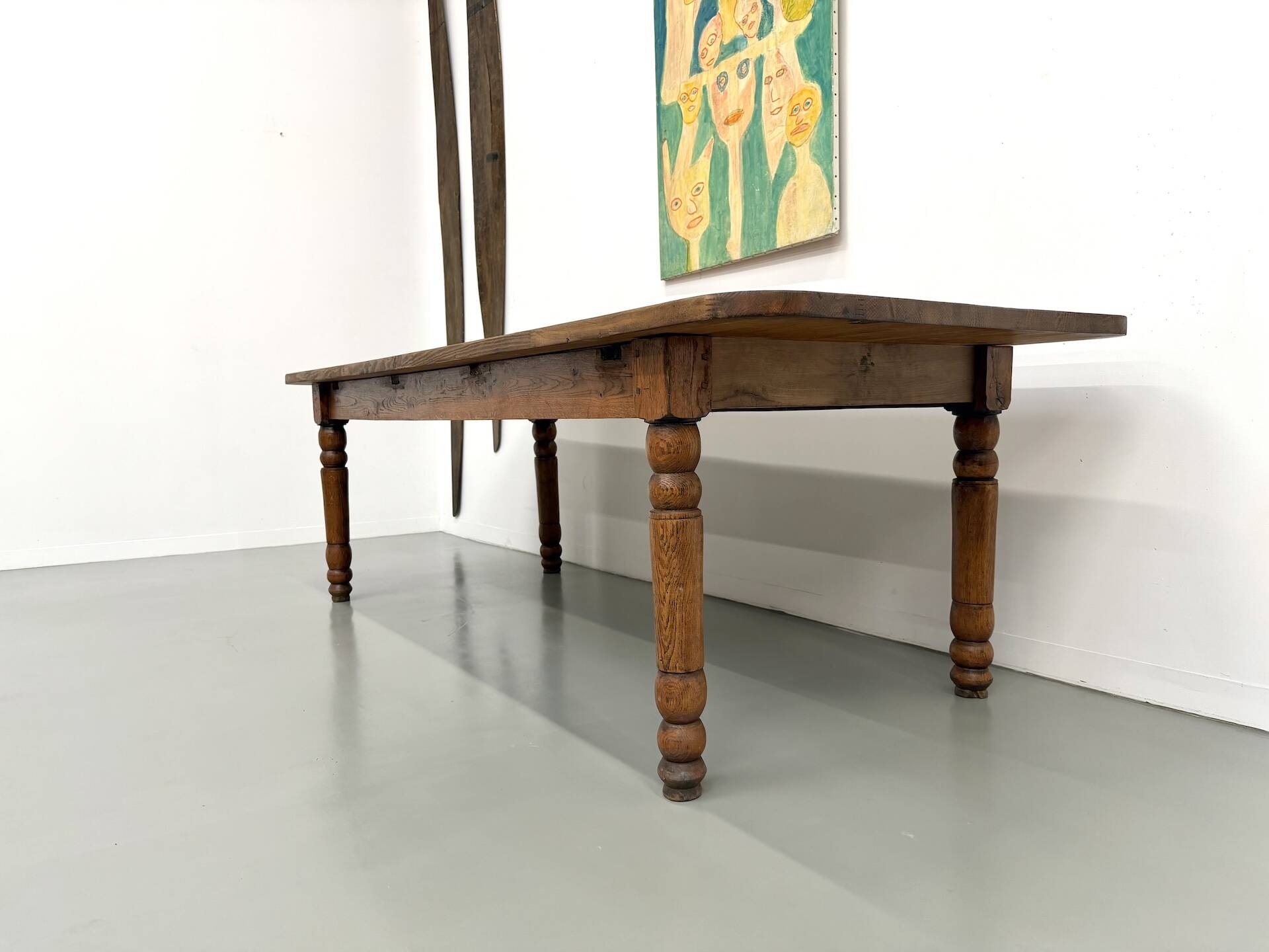 Grande table de ferme en pin des années 50 | Selency