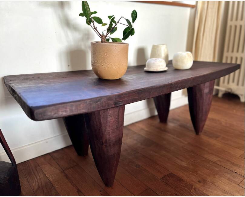 Carved solid wood coffee table - Senufo bench | Selency