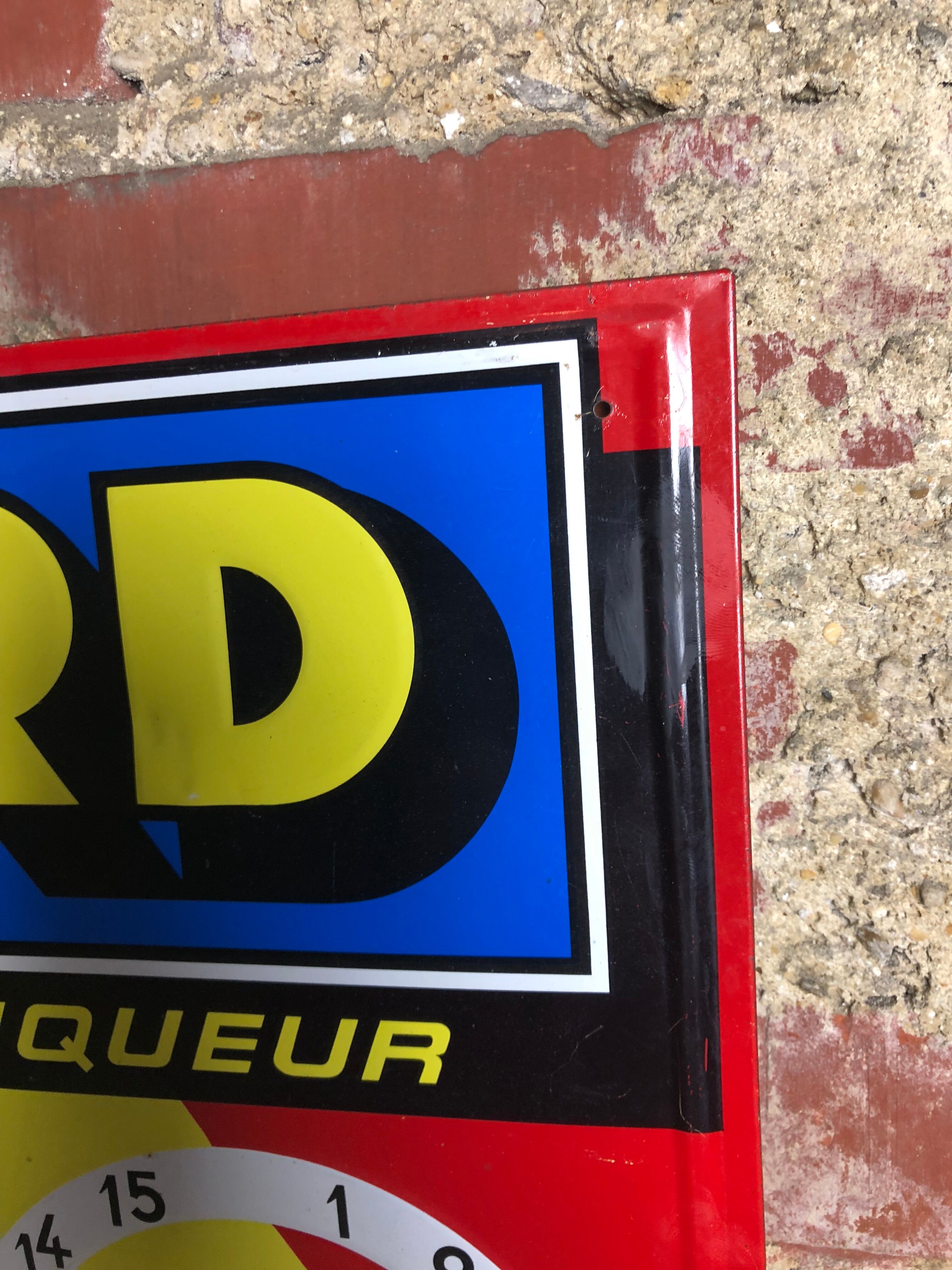 Panneau ancien publicitaire en tôle "Ricard" pour jeu pétanque | Selency