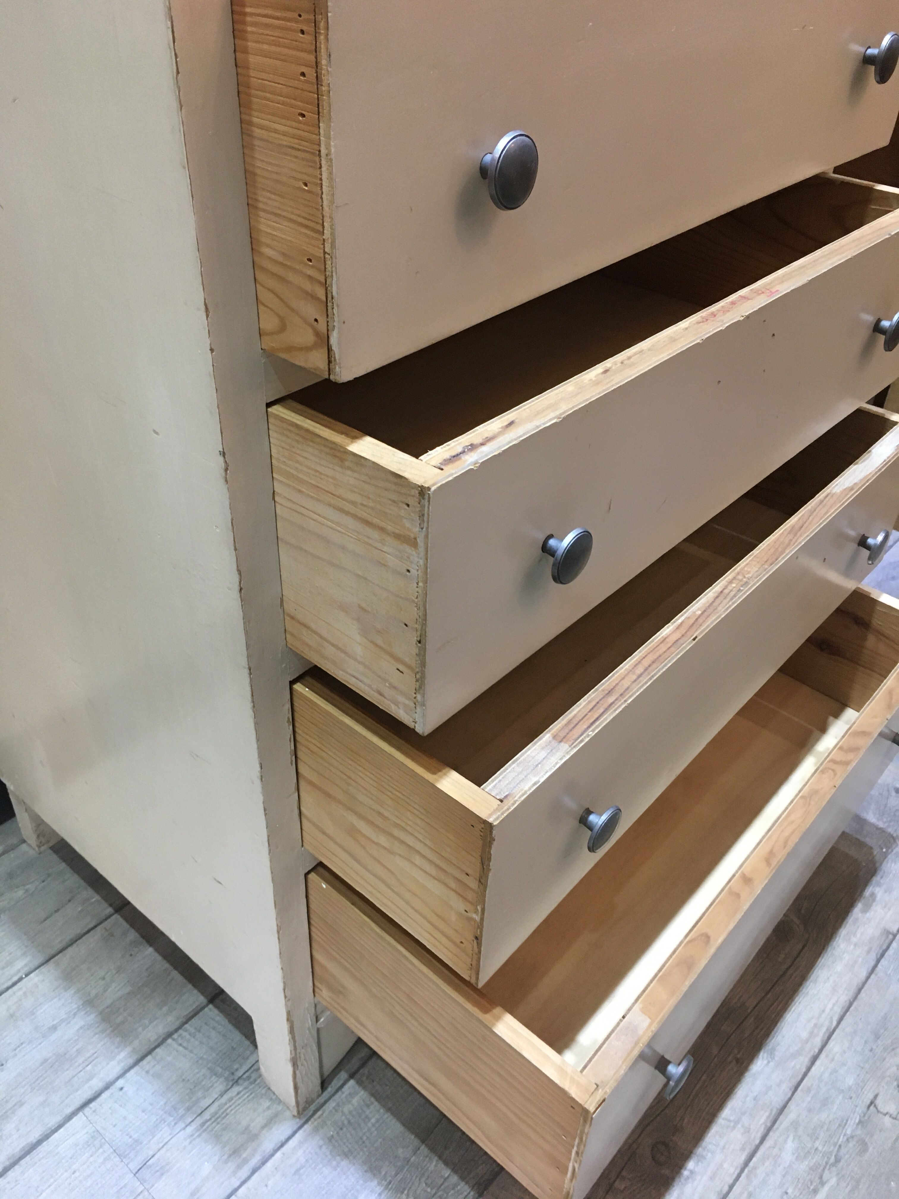 Ancienne commode de restaurant | Selency