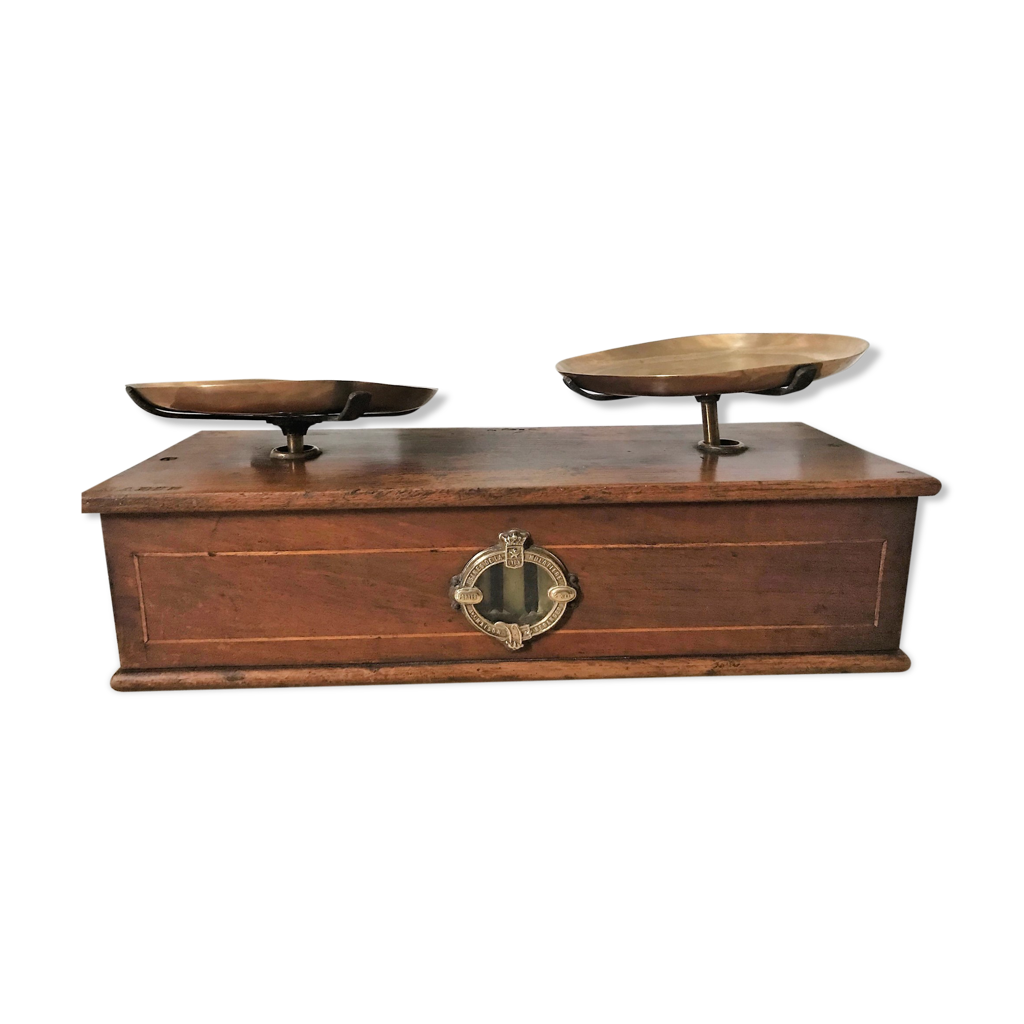 Ancienne balance de commerce Béranger à plateaux laiton | Selency