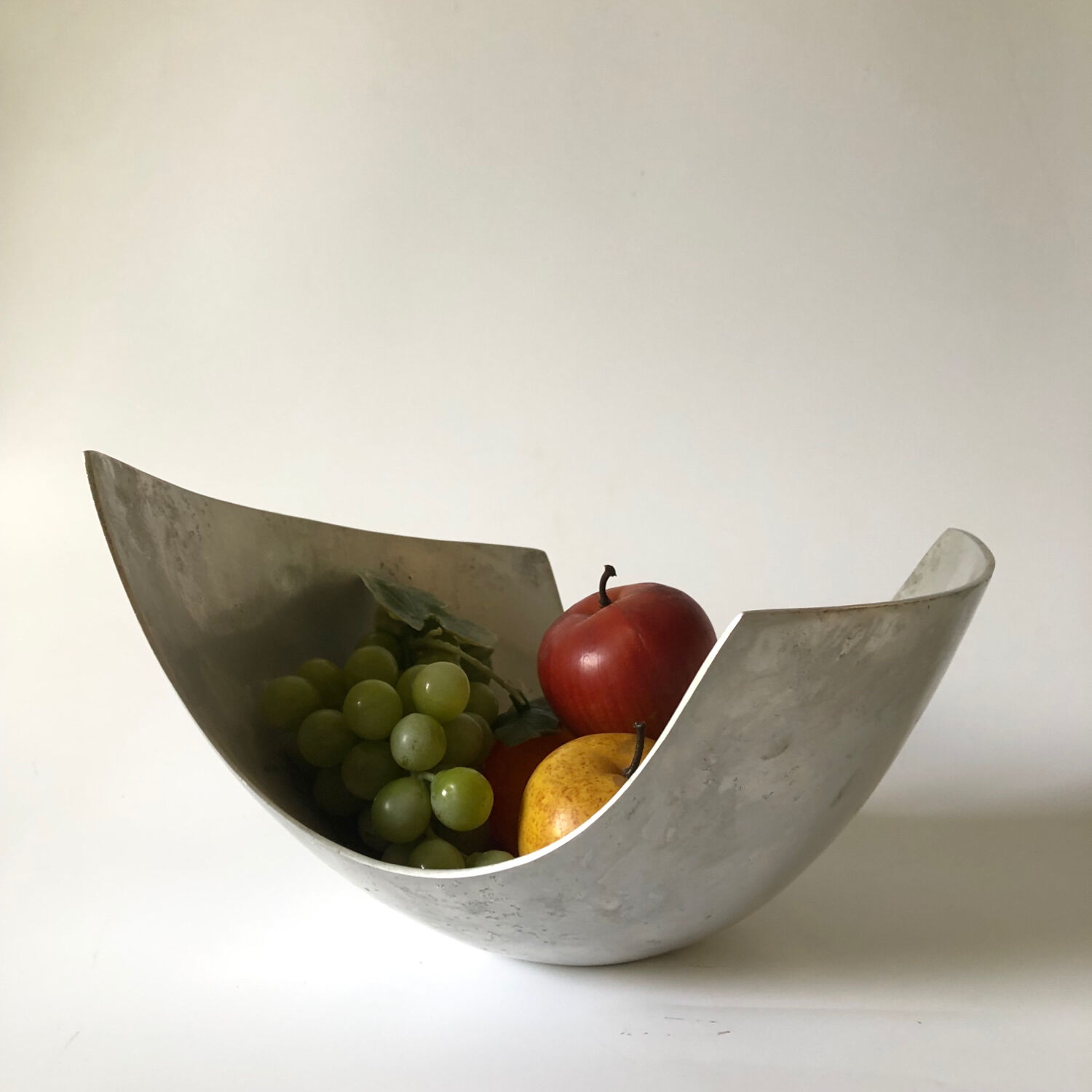 Coupe à fruits design en aluminium | Selency