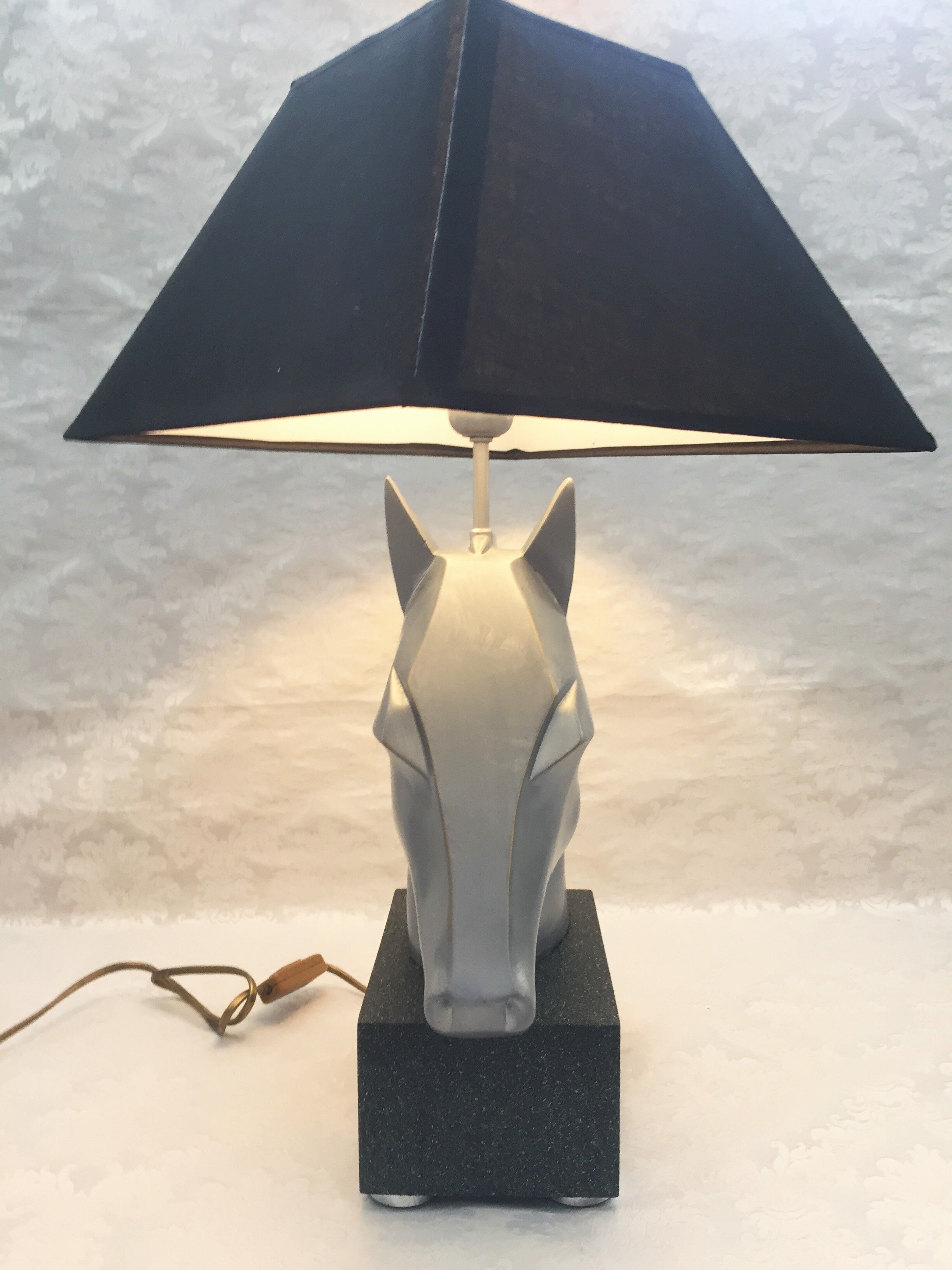 Lampe salon design art deco tête de cheval en oxolyte style low | Selency