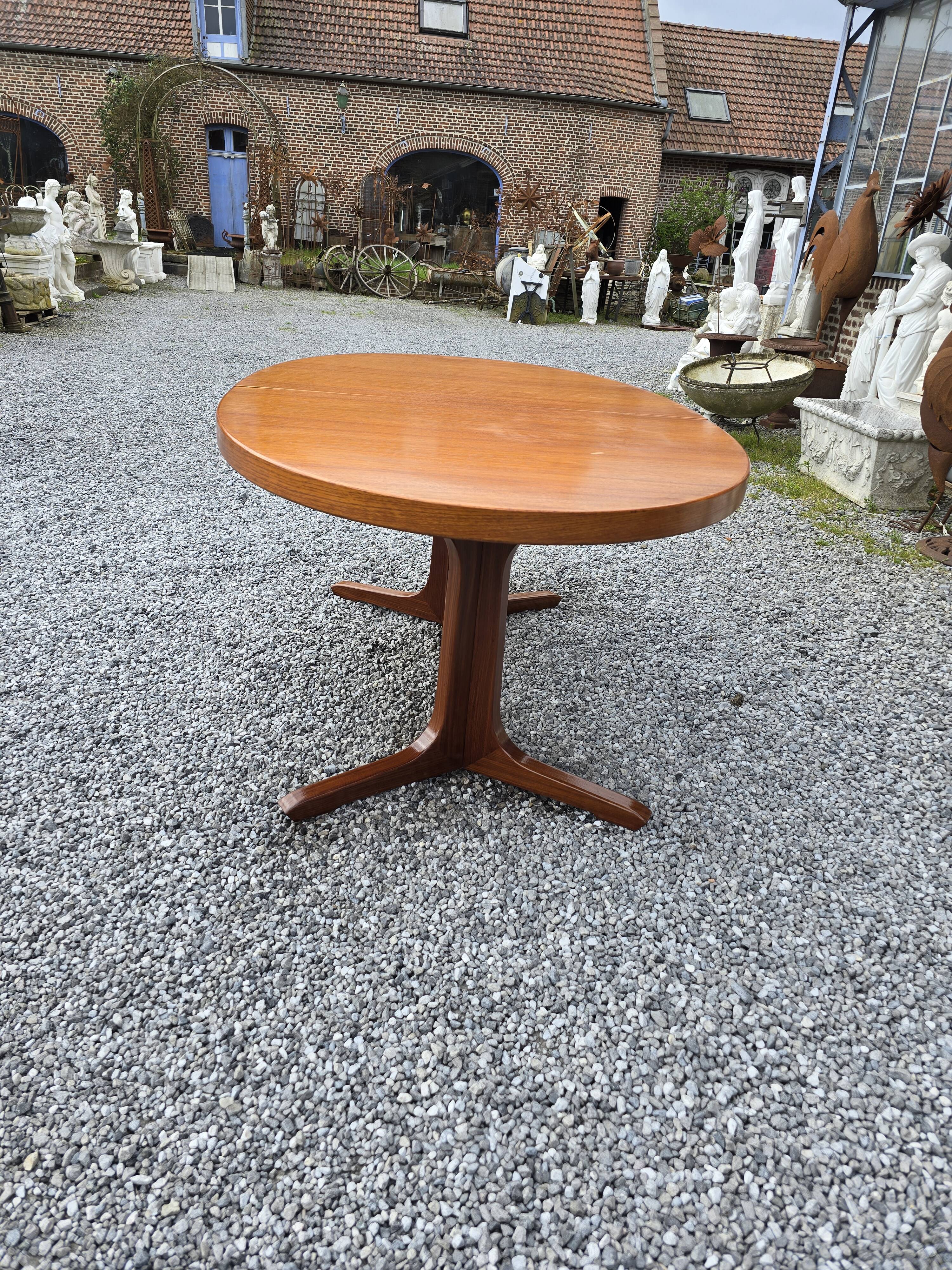 Table Baumann extensible des années 70 avec 2 rallonges | Selency