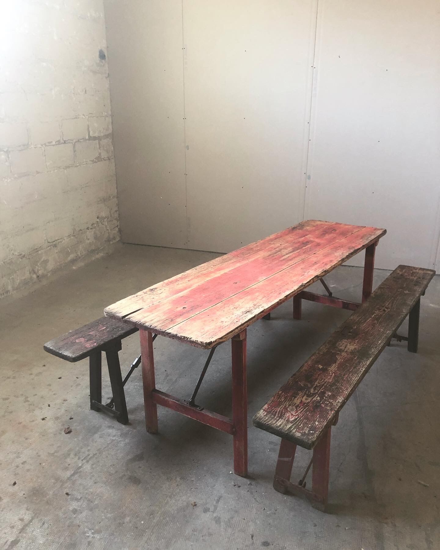 Table guinguette et ses bancs | Selency