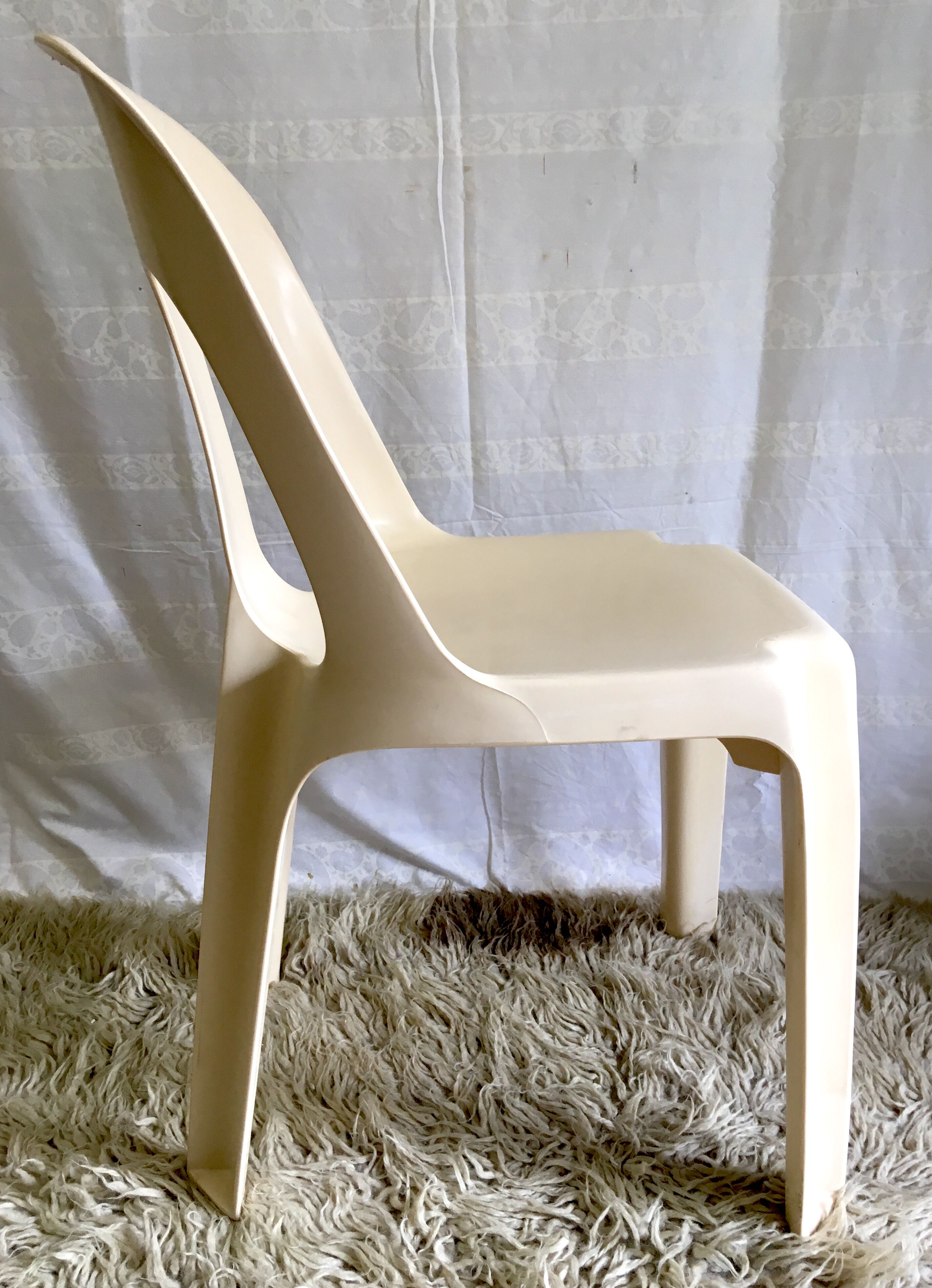 Chaise « Monobloc » design Henry Massonet pour Stamp – années 80 | Selency