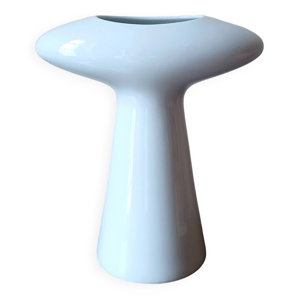 Rare Vase. Collection "Spirit » de Robin Platt et Cairn Young pour ...