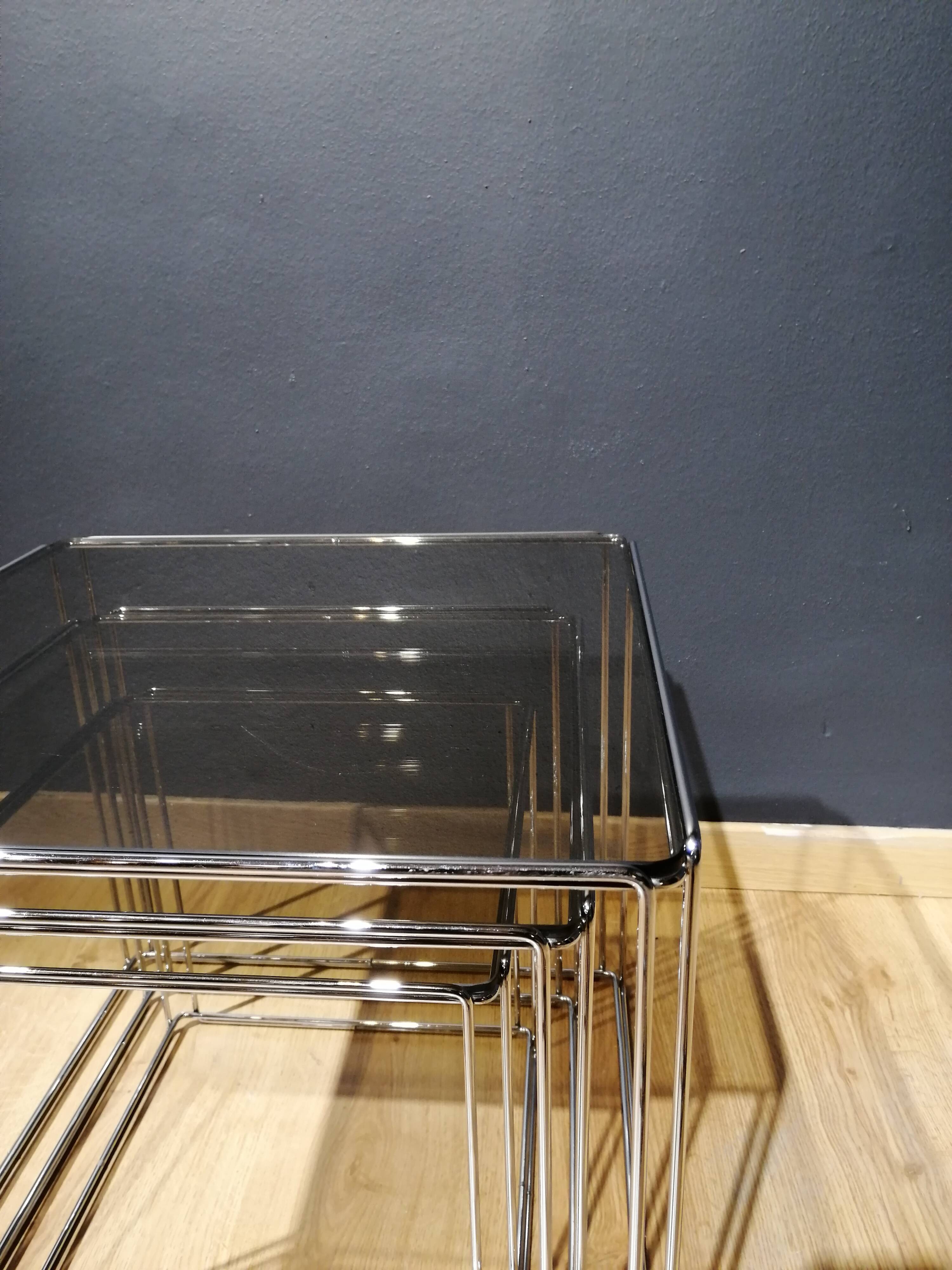 Tables gigognes "Isocèle" par Max Sauze éditées par Atrow, des années ...