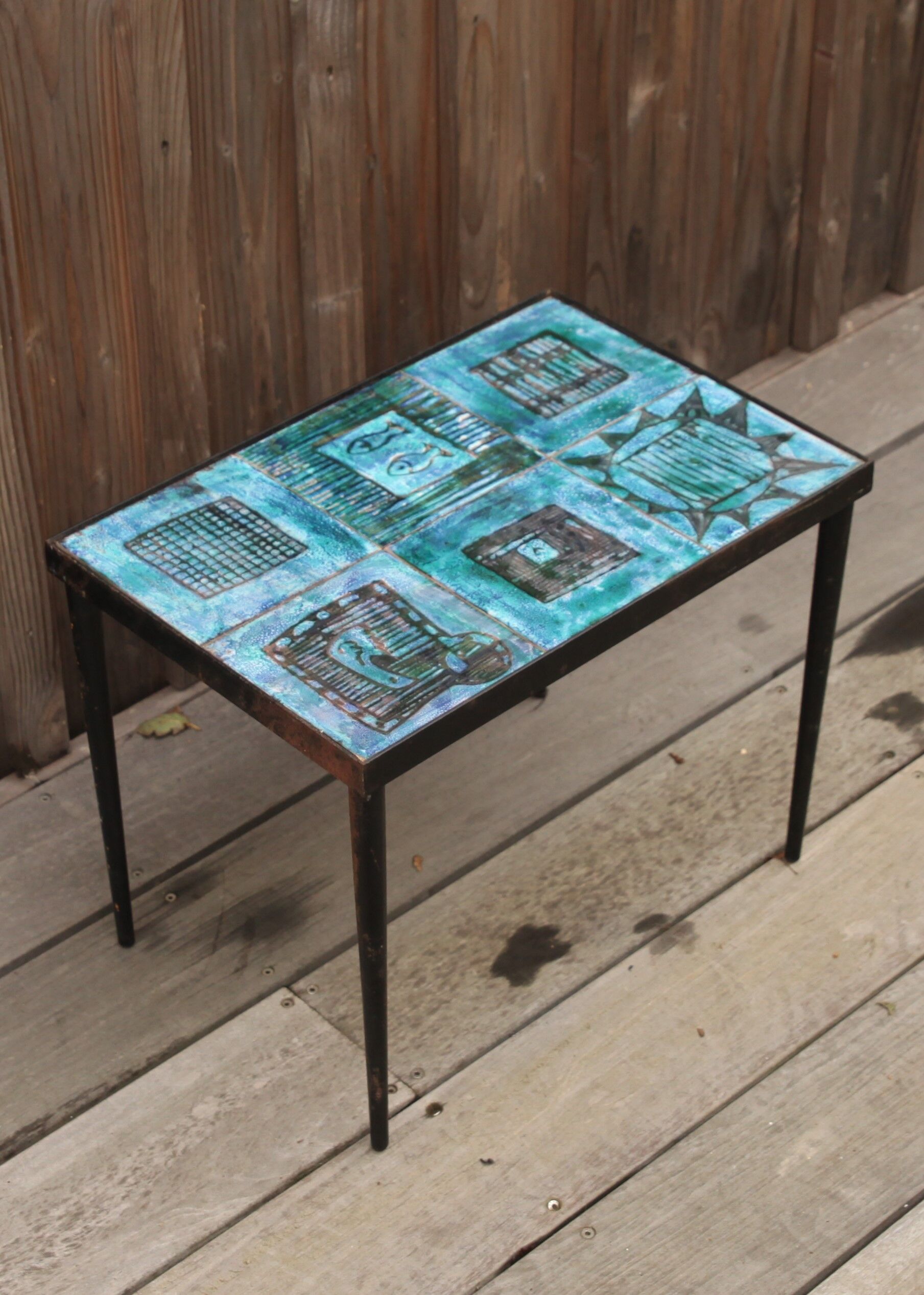 Table basse ou bout de canapé en céramique par les frères Cloutier ...