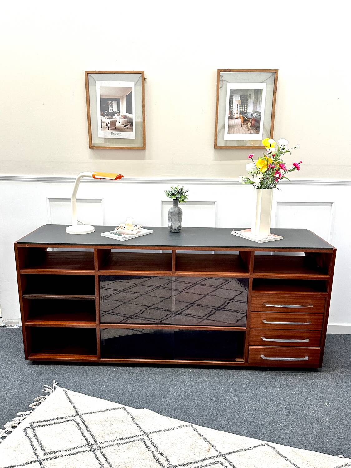 Enfilade vintage porte plexiglass fumé | Selency