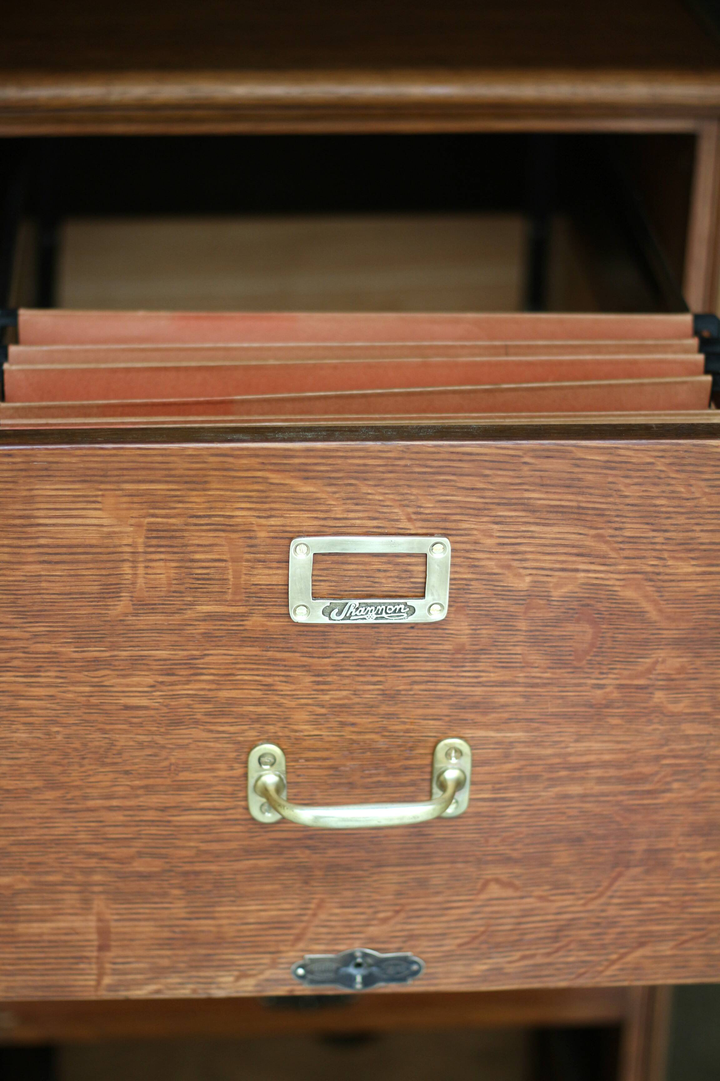 Majestic shannon oak filing cabinet (early 20th century). | Selency