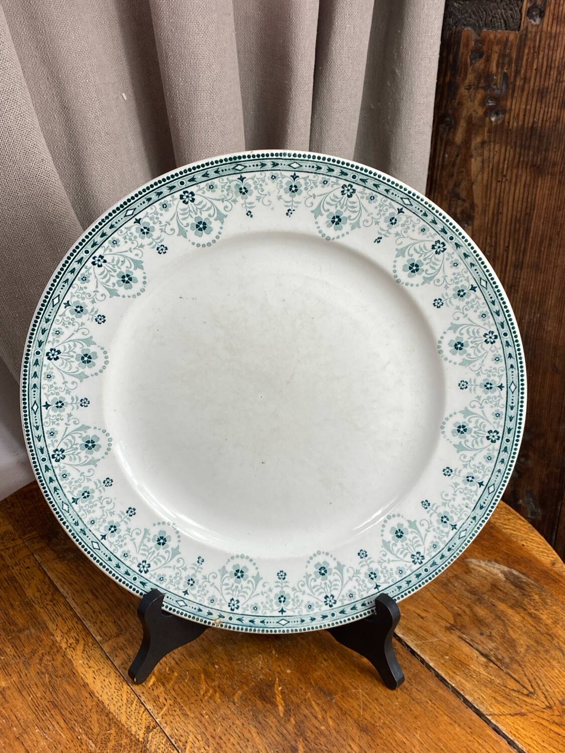 Plat rond, terre de fer, Moulins des Loups | Selency