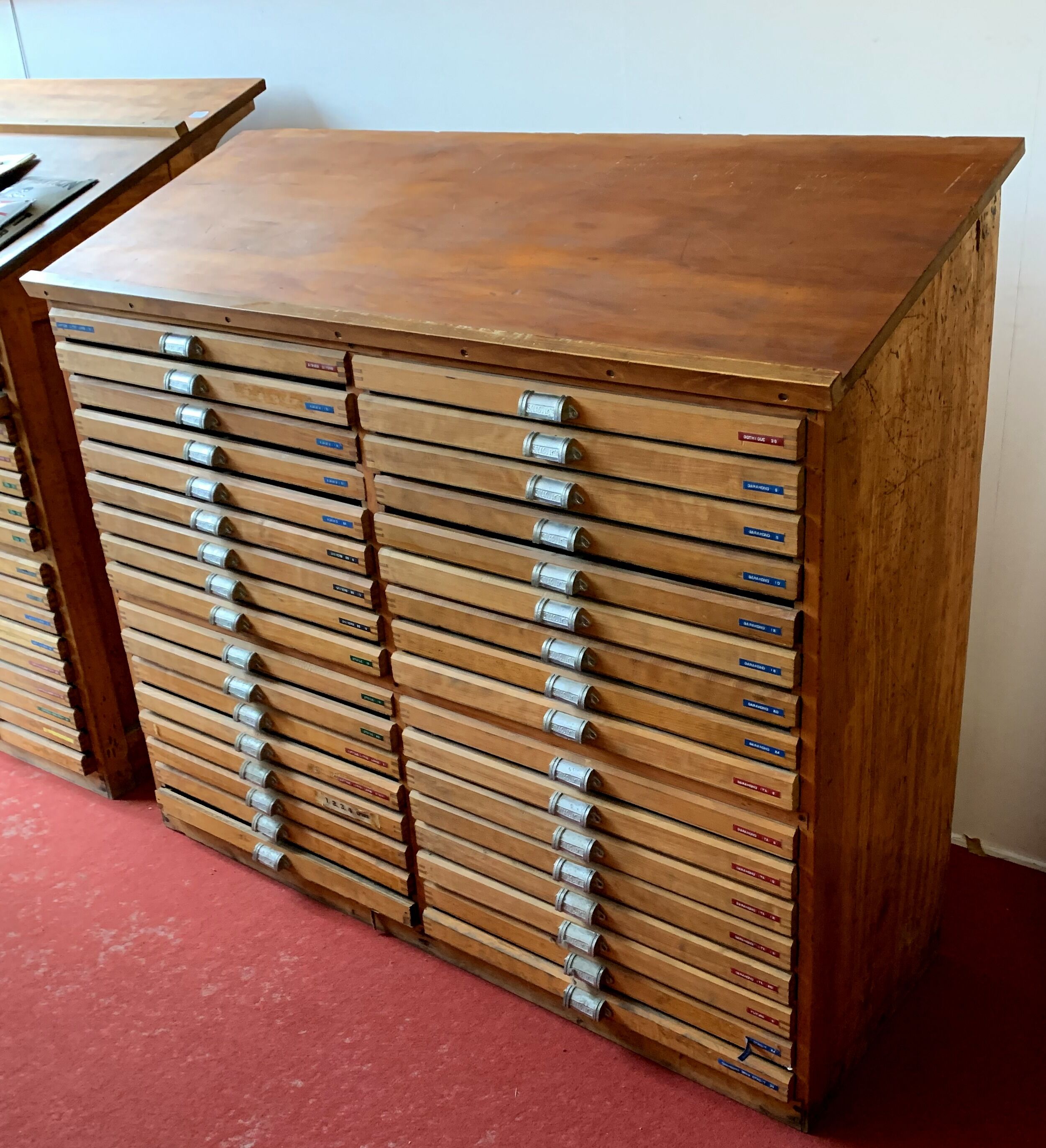 Meuble d'imprimerie époque 1900 en peuplier marque Solag à Lyon | Selency