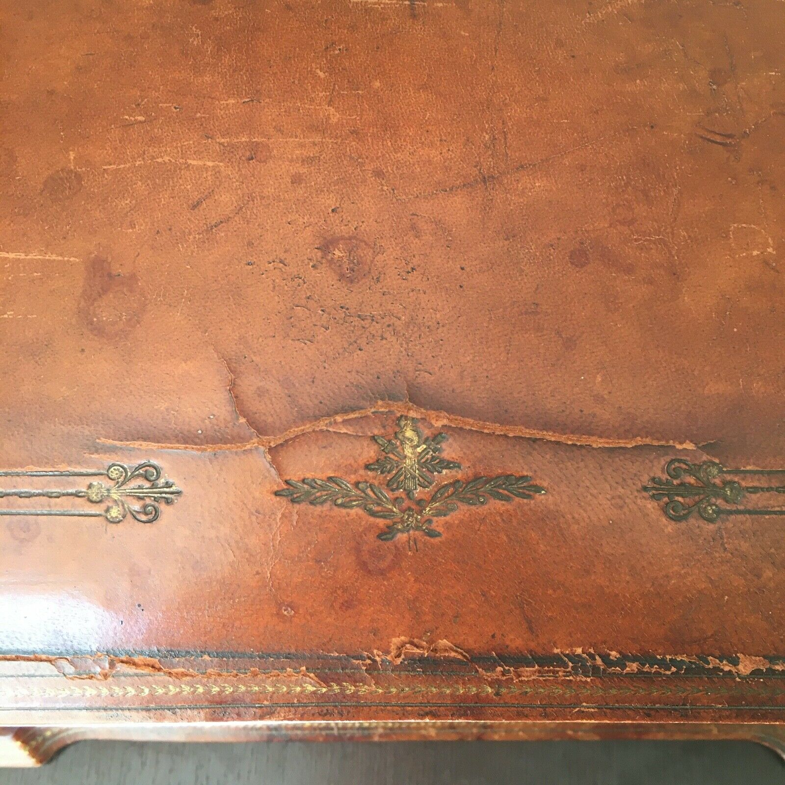 Coffret gainé de cuir empire aigle couronnes de laurier miroir biseauté ...