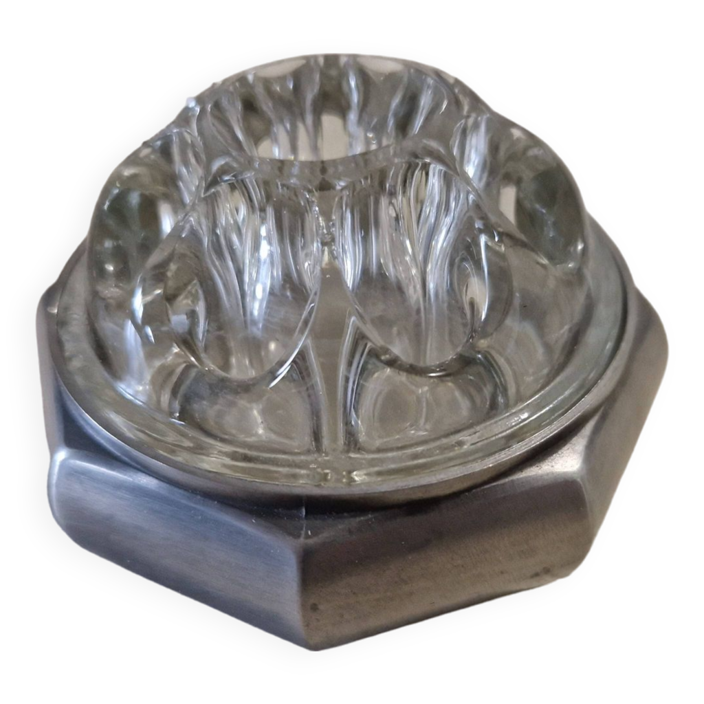 Pewter flowers pick from the manor | Selency