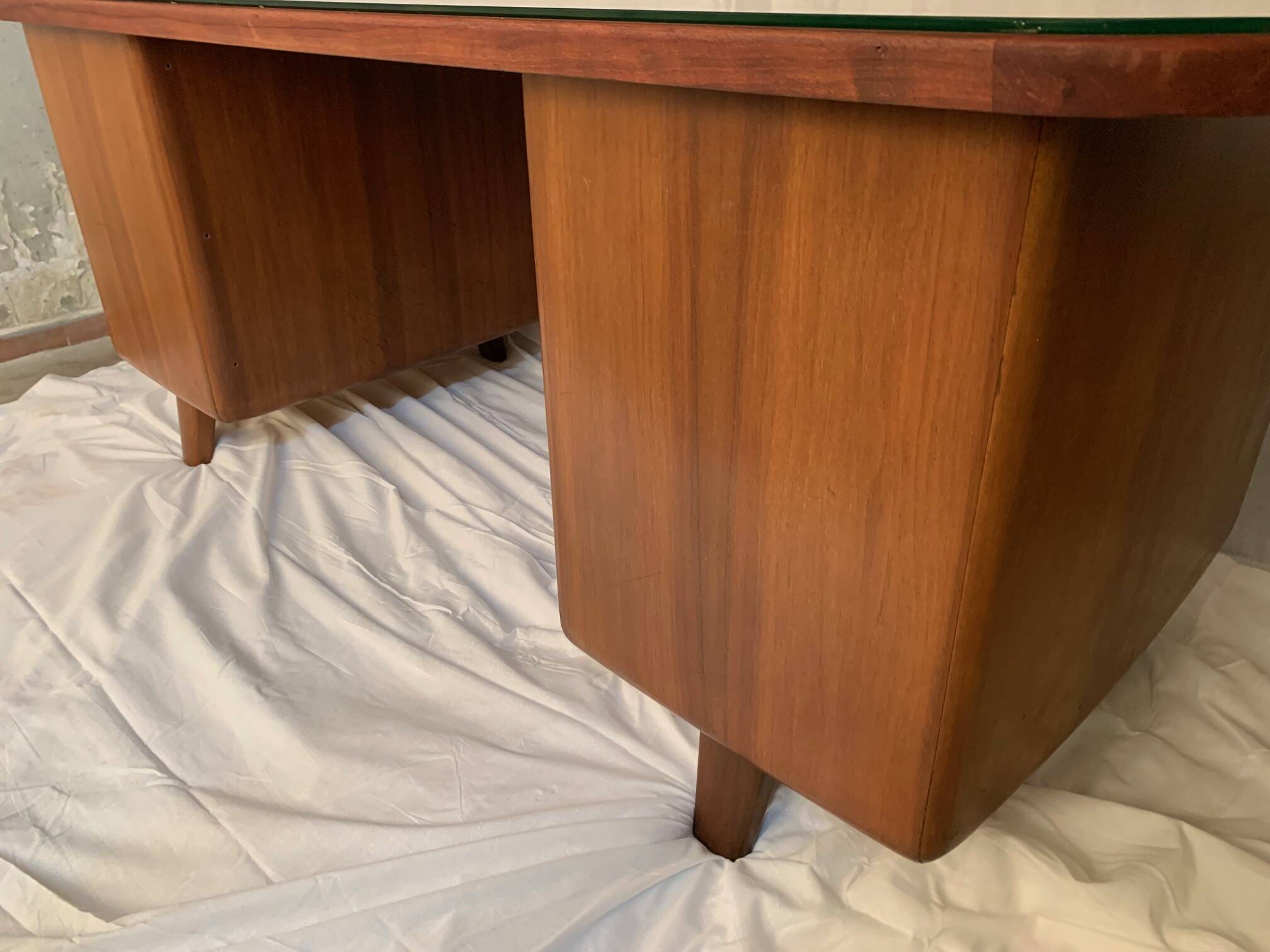 Bureau conçu par Gunnar Ericsson, Atvidaberg, Facit AB Buromöbel Zurich ...