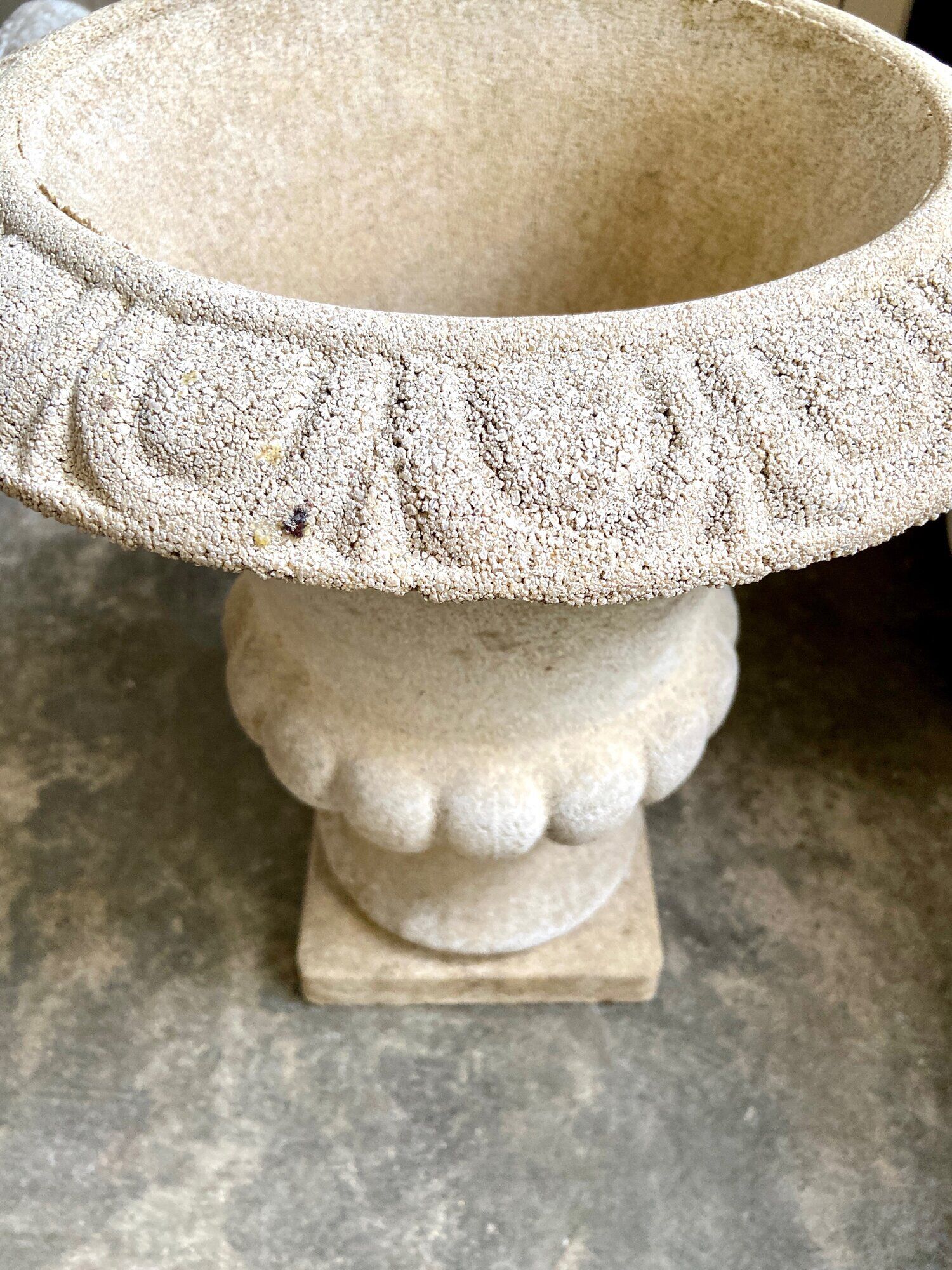 Pot médicis en pierre reconstituée beige h43 cm | Selency