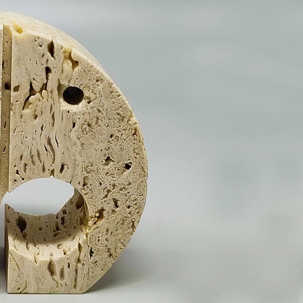 Sculpture d'éléphant en travertin des années 1970 par Enzo Mari pour F ...