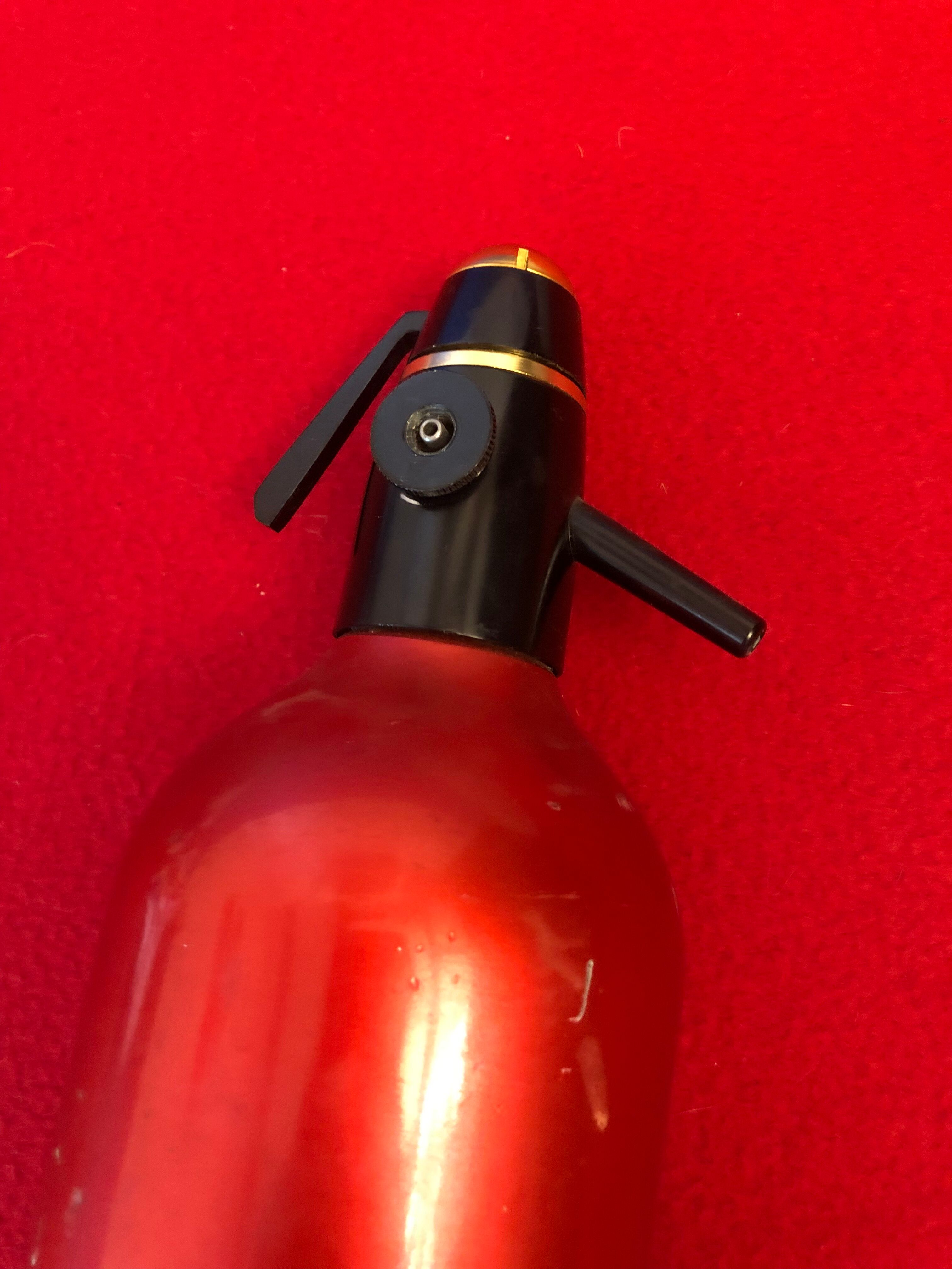 Distributeur de boissons gazeuses rouge siphon automatique | Selency