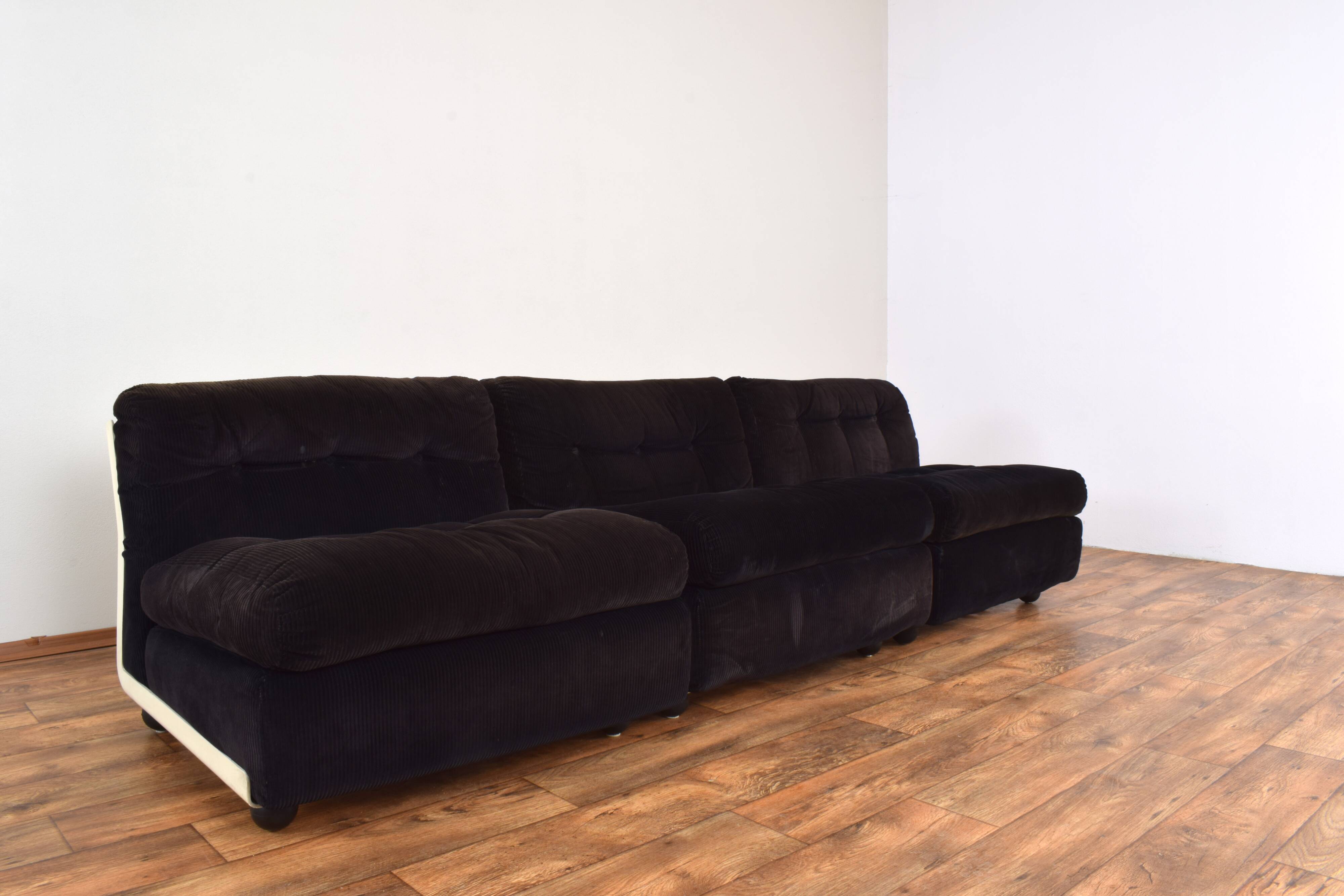 Italian Amanta Lounge Chairs by Mario Bellini for C&B Italia, 1973, Set ...