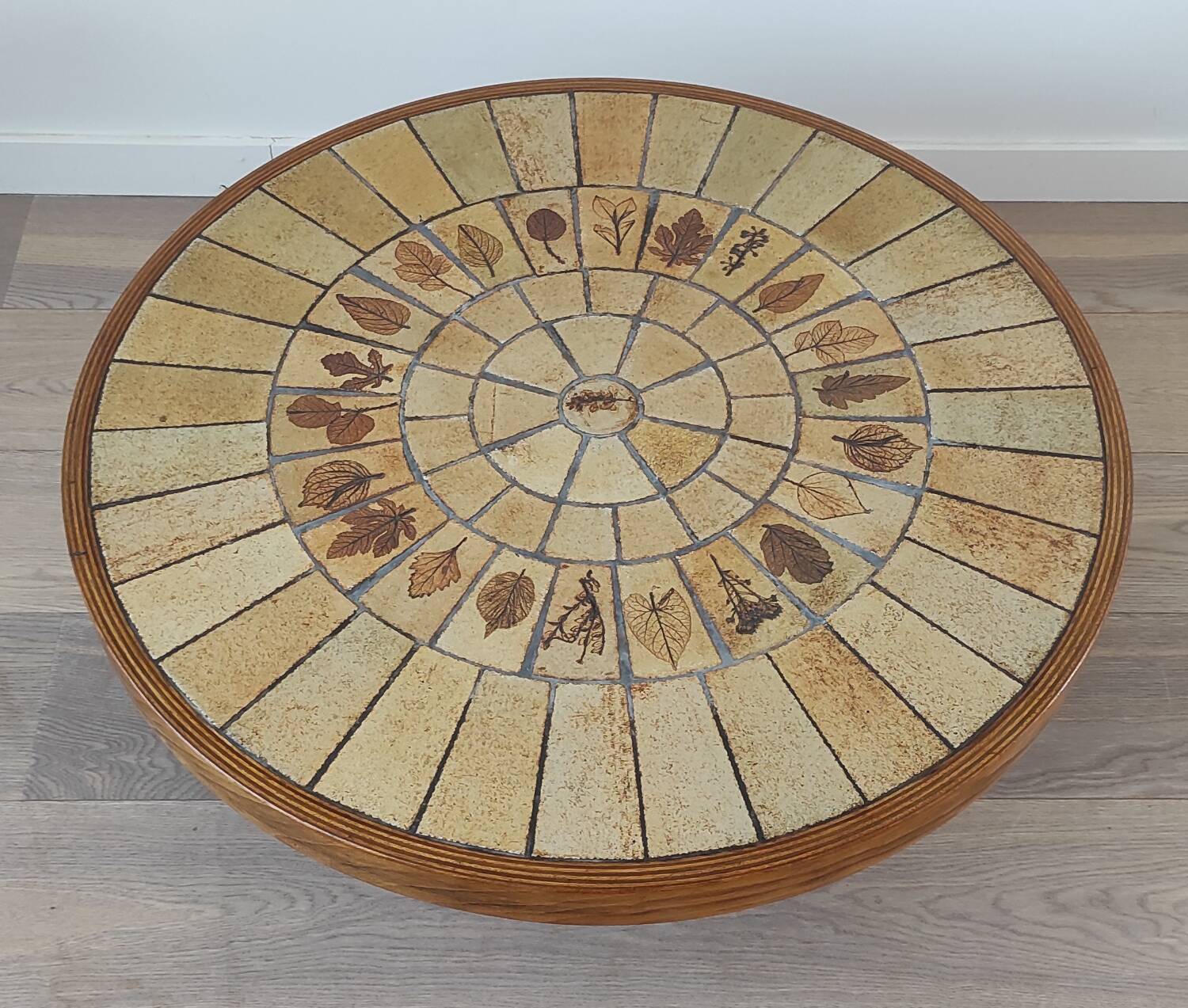 Table basse herbier ronde, années 60 | Selency