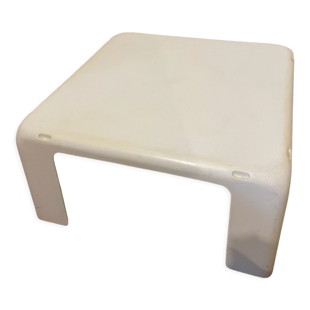 Table basse modèle Quattro Gatti designer Mario Bellini pour C&B Italia ...