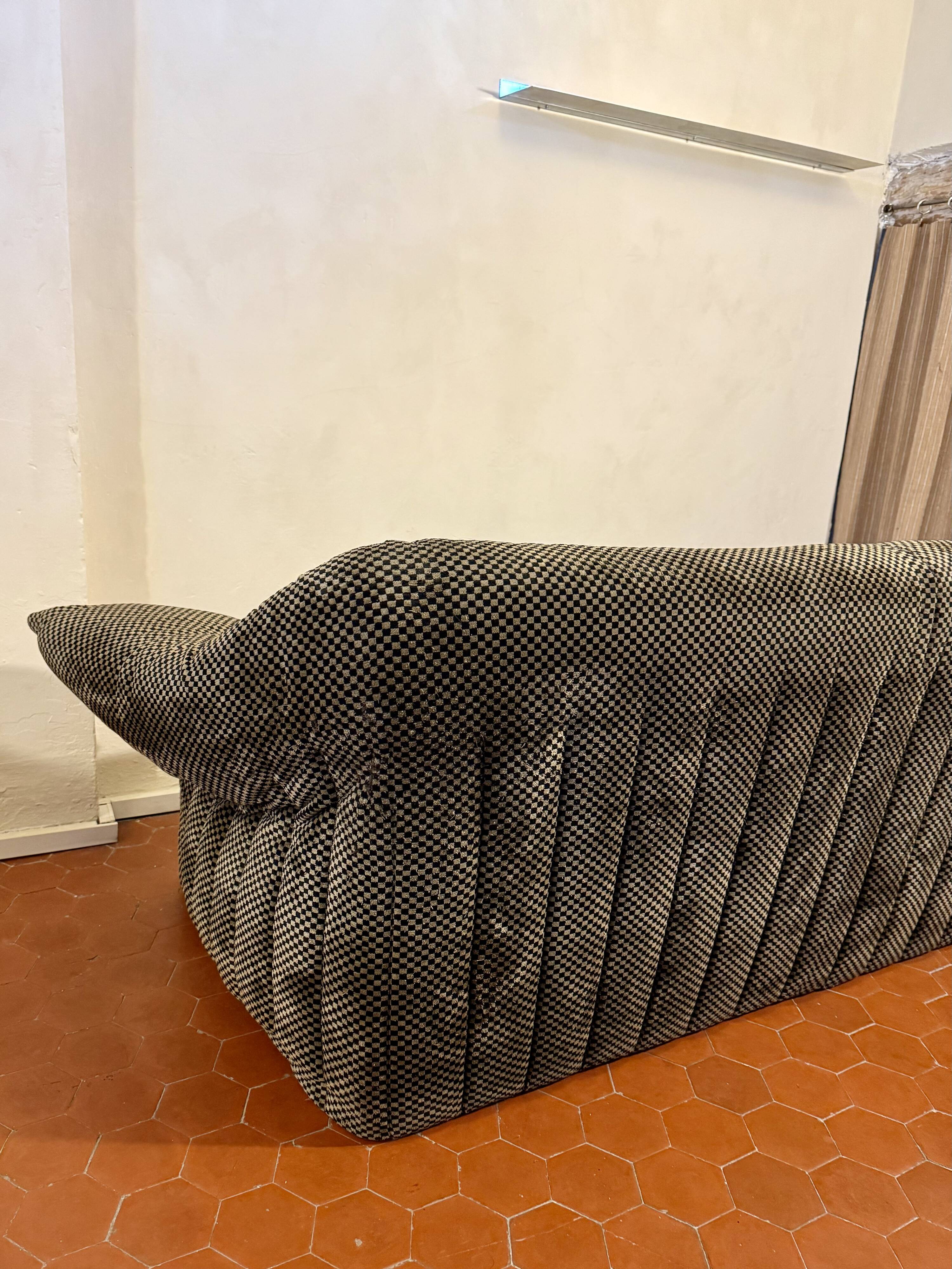 Canapé 2 places attribué à "Le Stelle" par Mario Bellini années 1980 ...