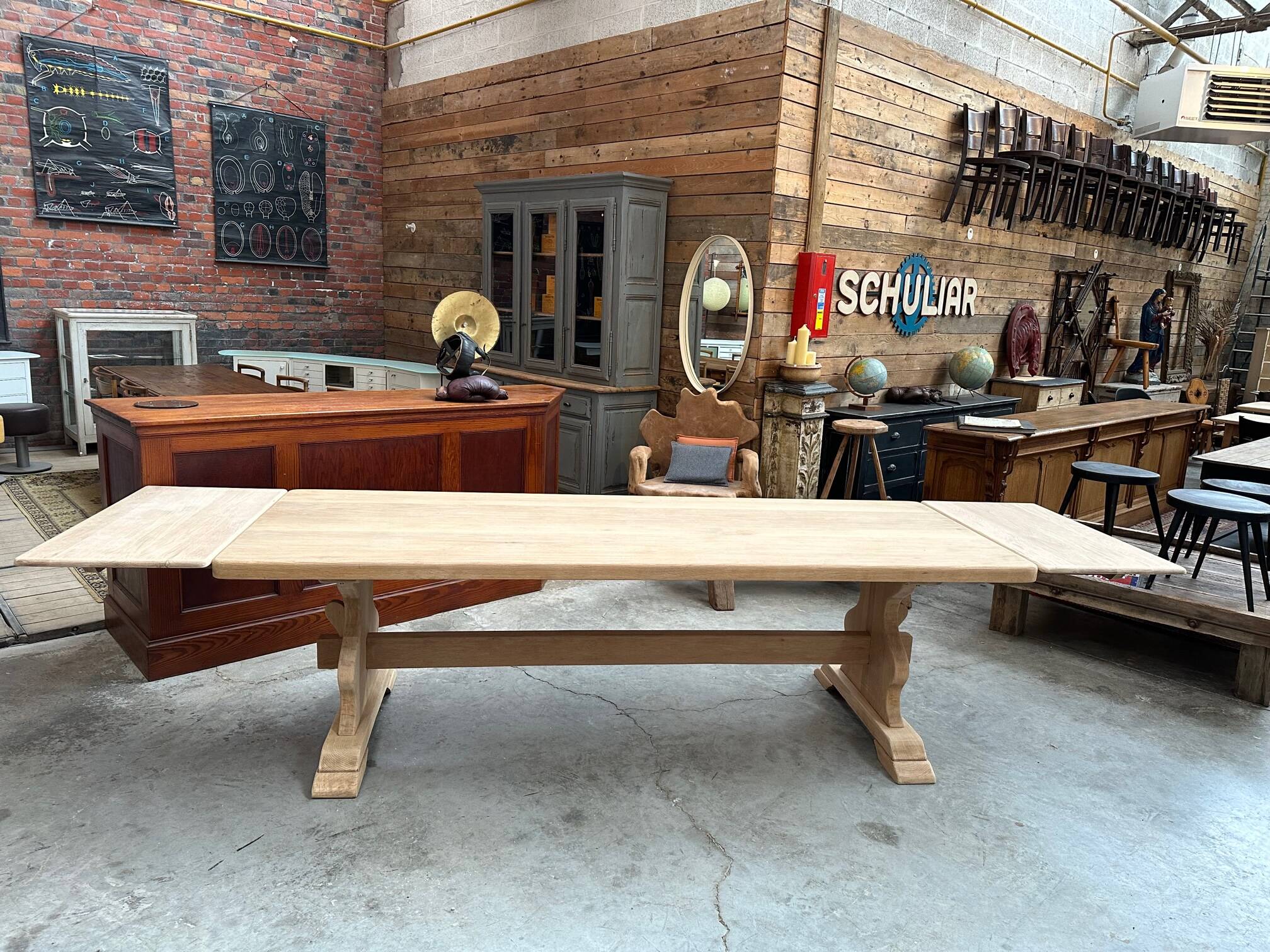 Grande table de type monastère en chêne et ses 2 rallonges | Selency