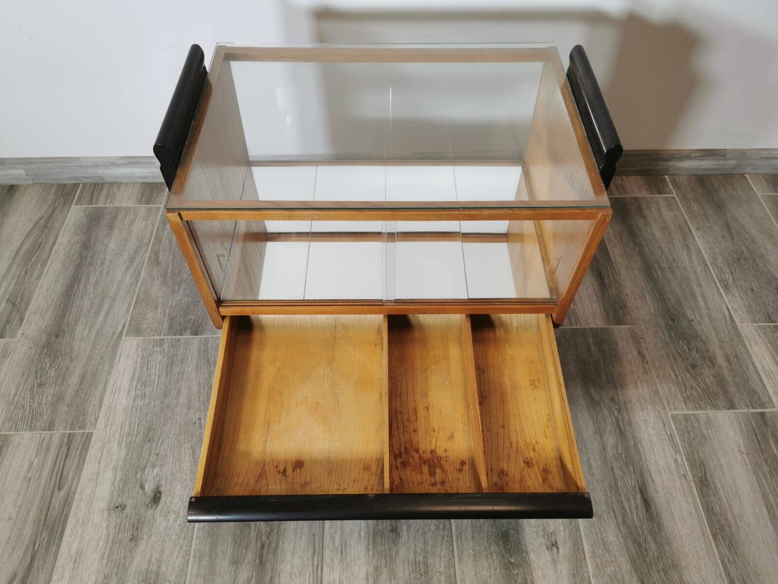 Art deco bar table by jindrich halabala for up závody | Selency