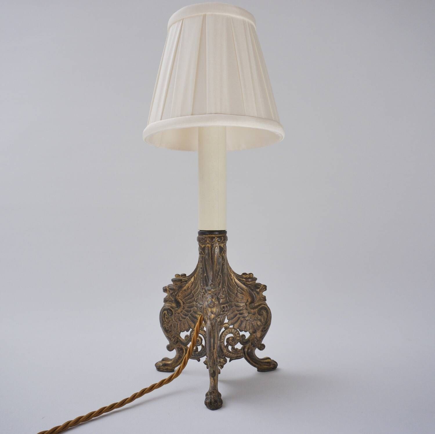 Antique Victorian Gothic Revival style lion griffins table lamp, gilt ...
