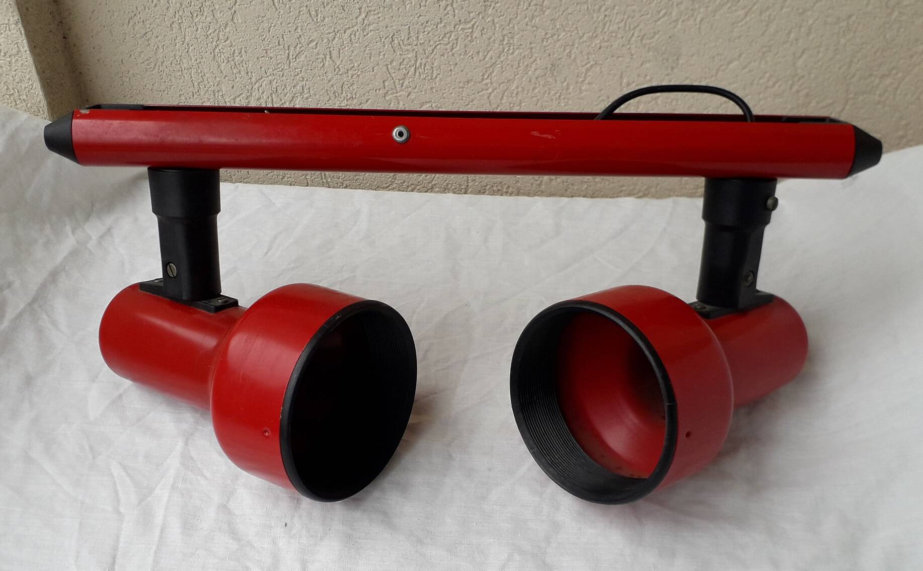 Red wall light | Selency