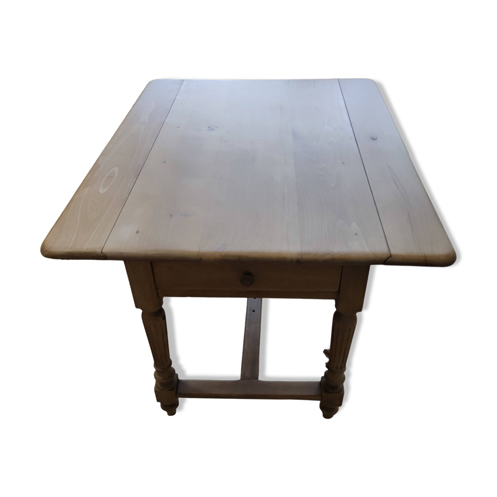 Table | Selency