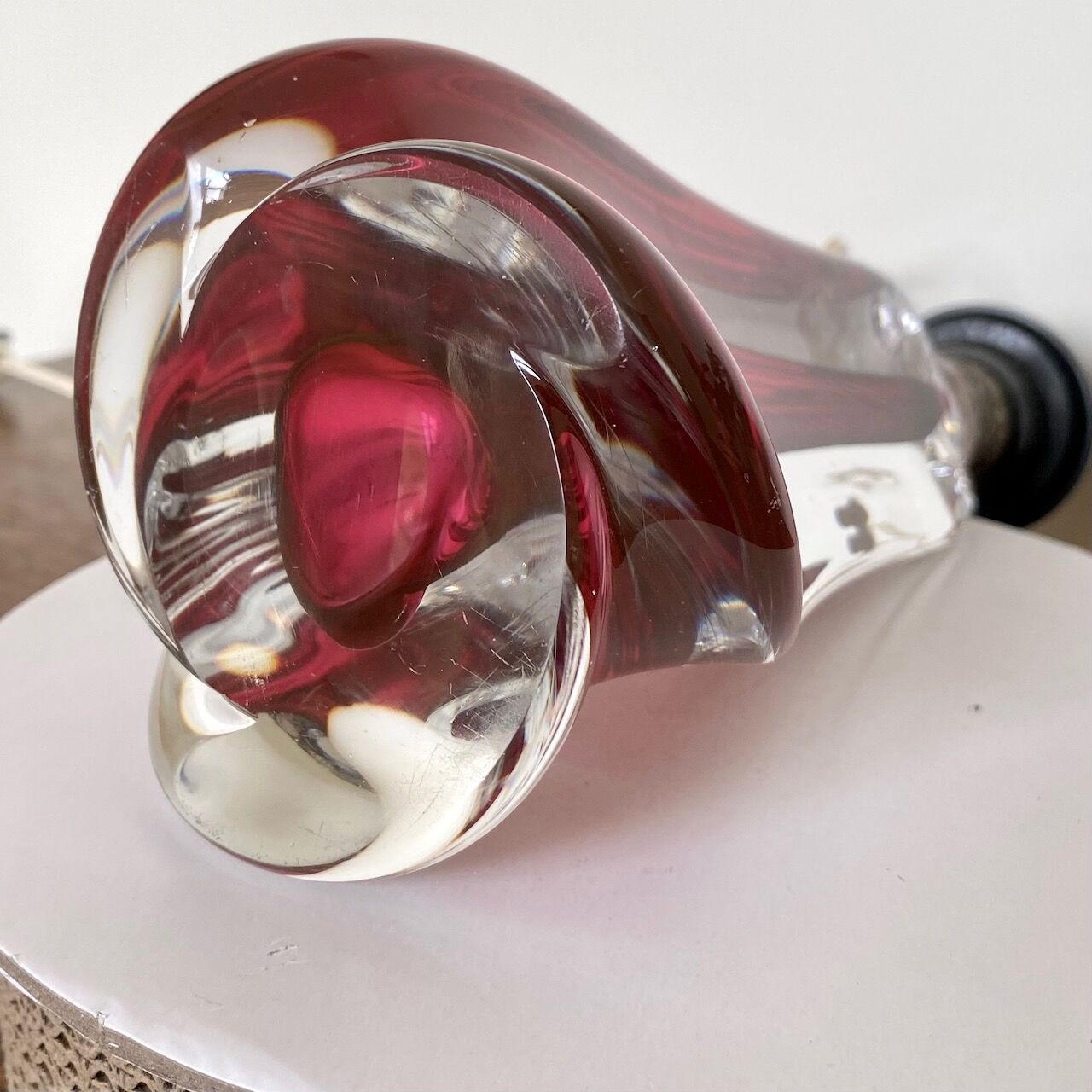 Red Val Saint Lambert lamp | Selency