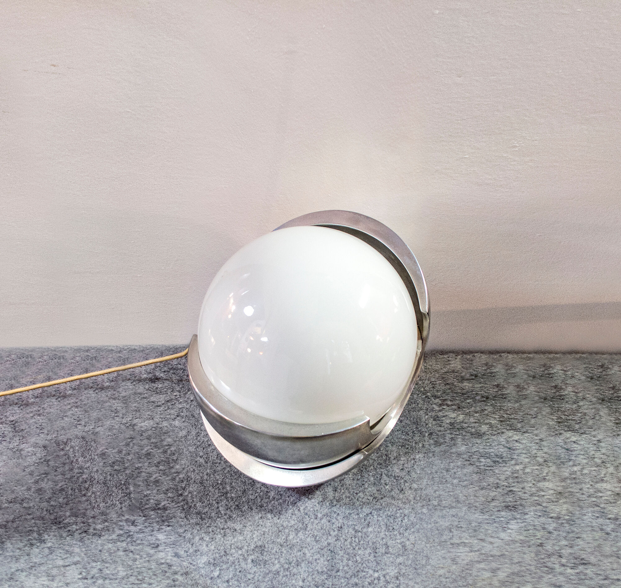 Lampe de table Roto par Giacomo Benevelli pour Gaetano Missaglia Italia ...