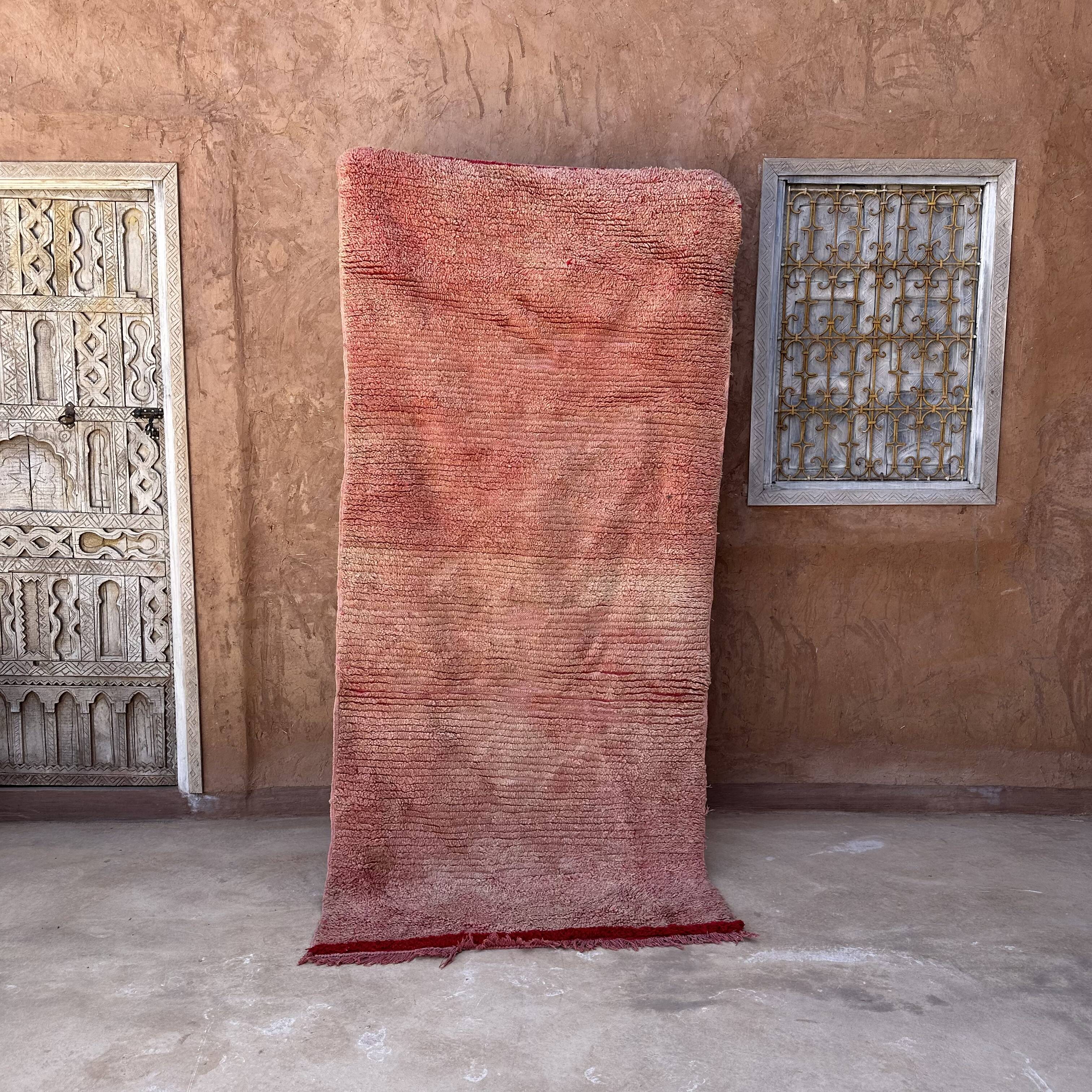Tapis Marocain rouge - 108 x 232 cm | Selency
