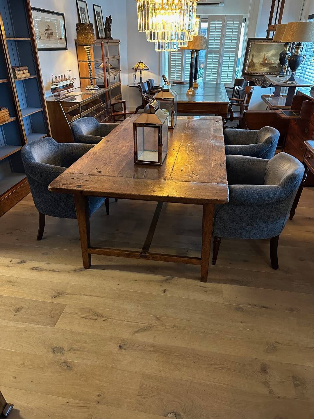 Table coloniale ancienne | Selency