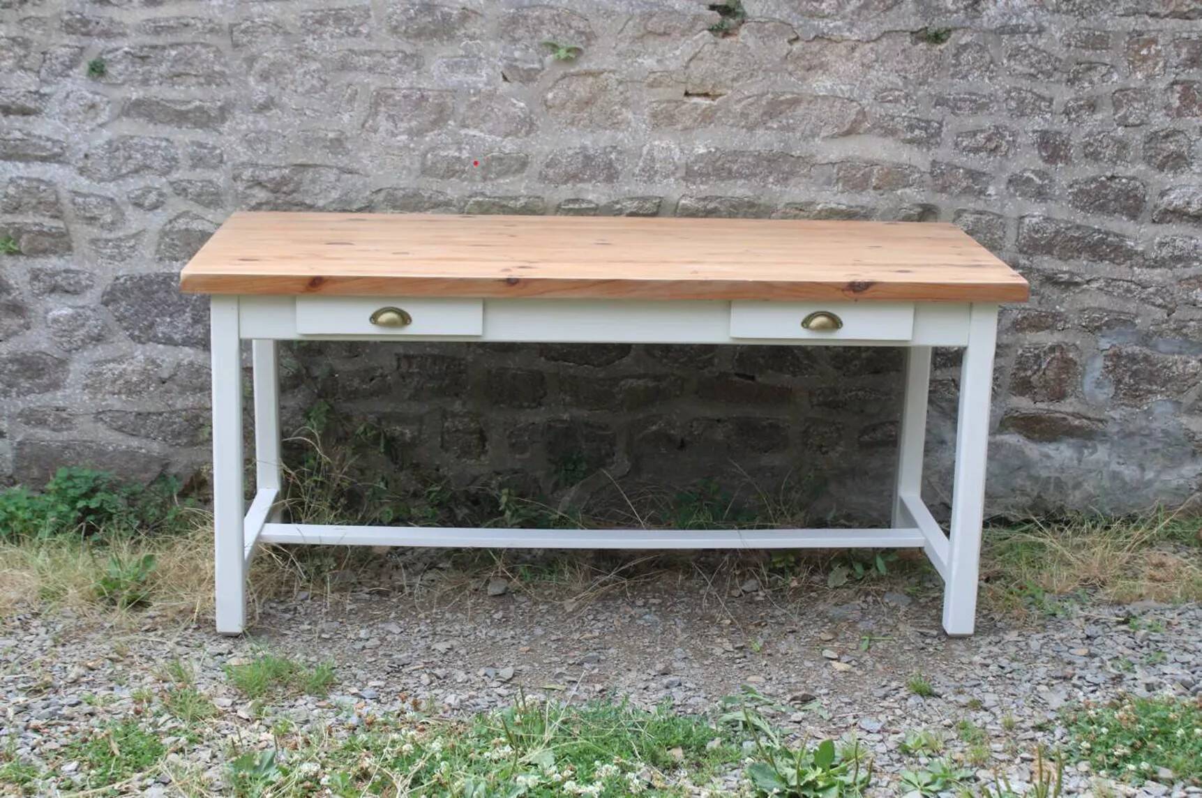 Grande table de ferme en bois massif – Blanc cassé & plateau b | Selency