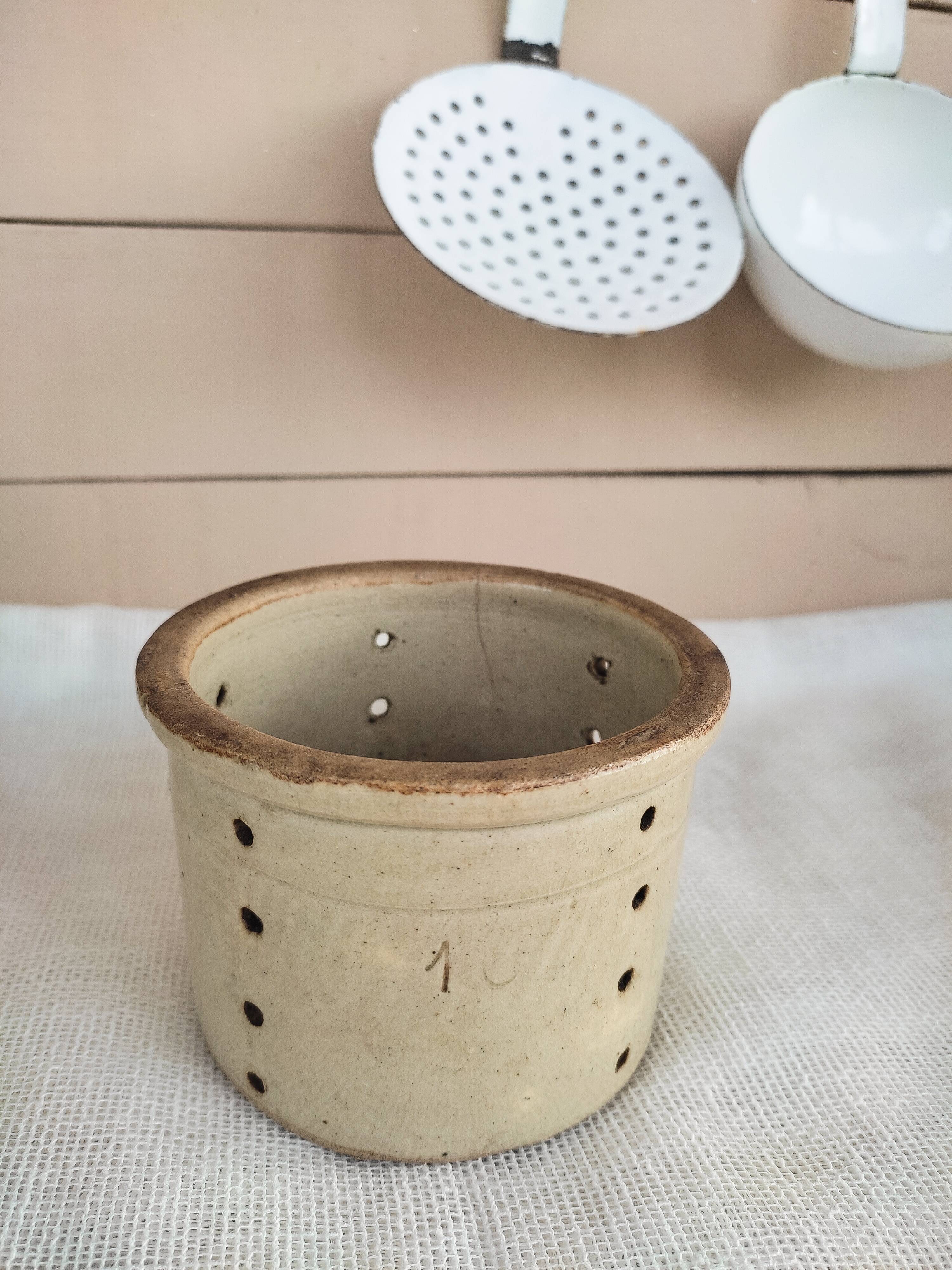 Moule à faisselle en grès | Selency