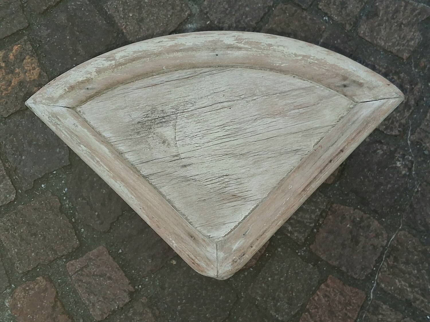 Ancienne sellette d'angle, encoignure, patine d'origine, style Chaby ...
