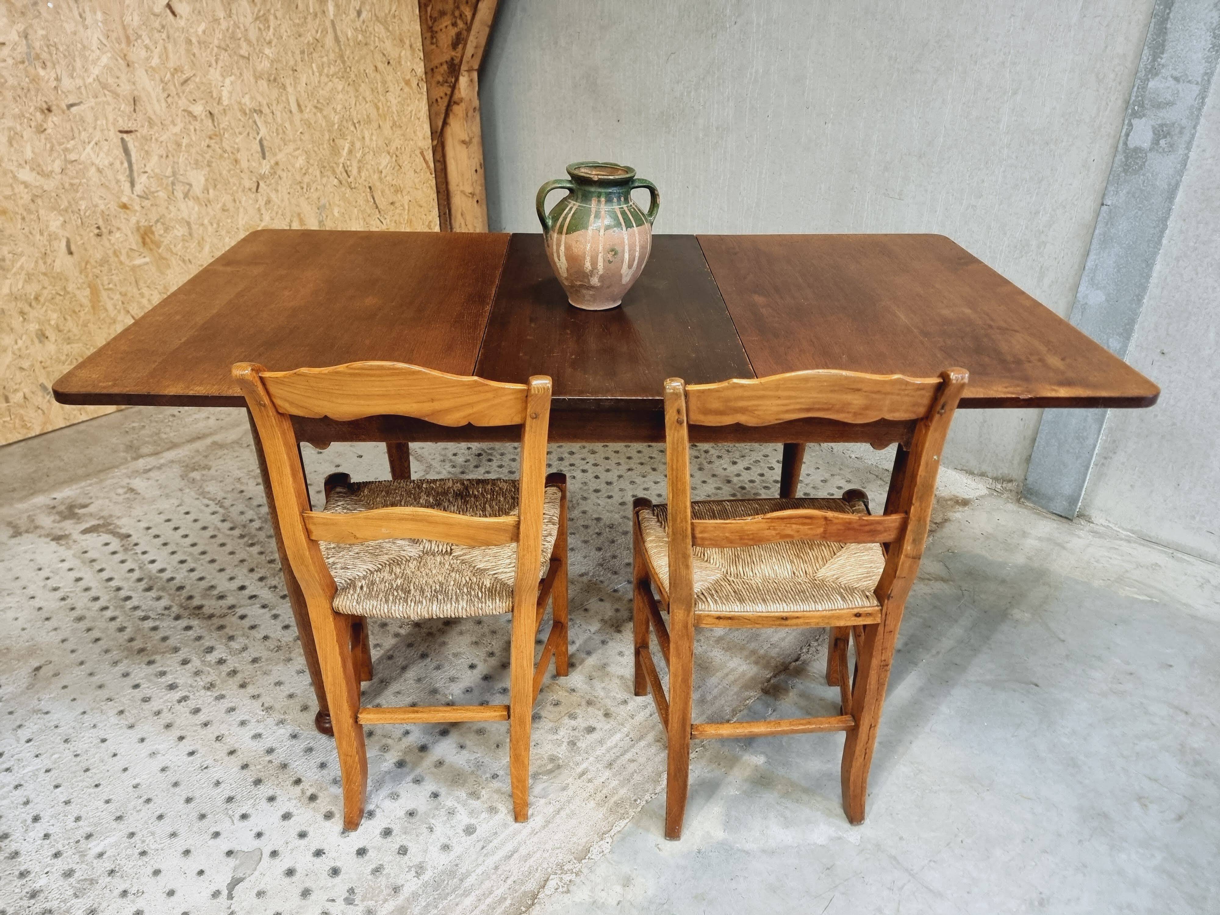 Table à manger ancienne en chêne extensible 90 x 161 cm | Selency