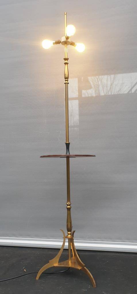 Lampadaire laiton à tablette 3 feux néo-classique | Selency