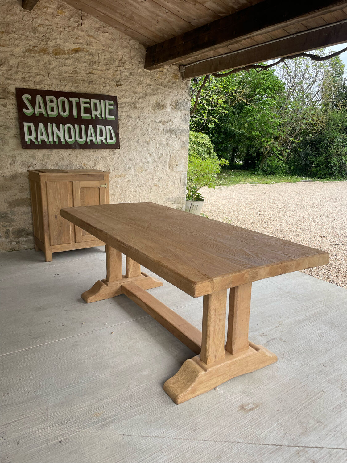 Table de monastère | Selency