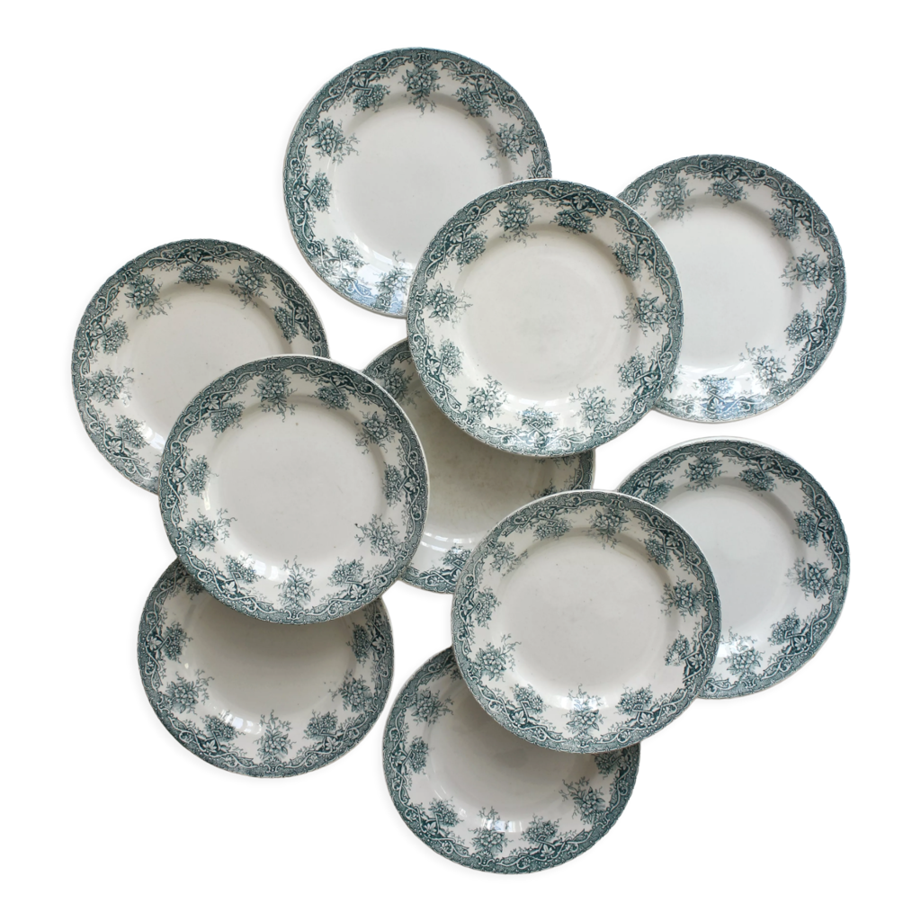 10 assiettes plates en terre de fer "Prima" Saint Amand début XXe | Selency