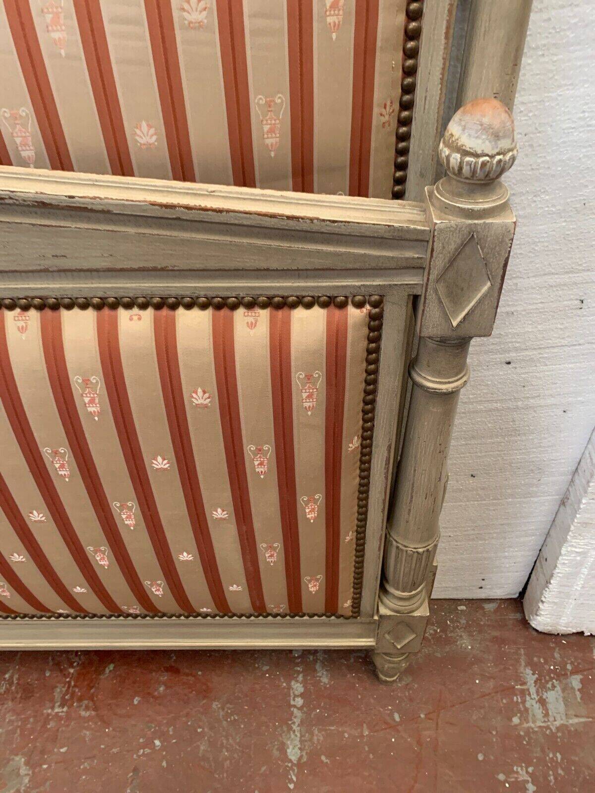 Lit de style Directoire en hêtre patiné XX siècle | Selency