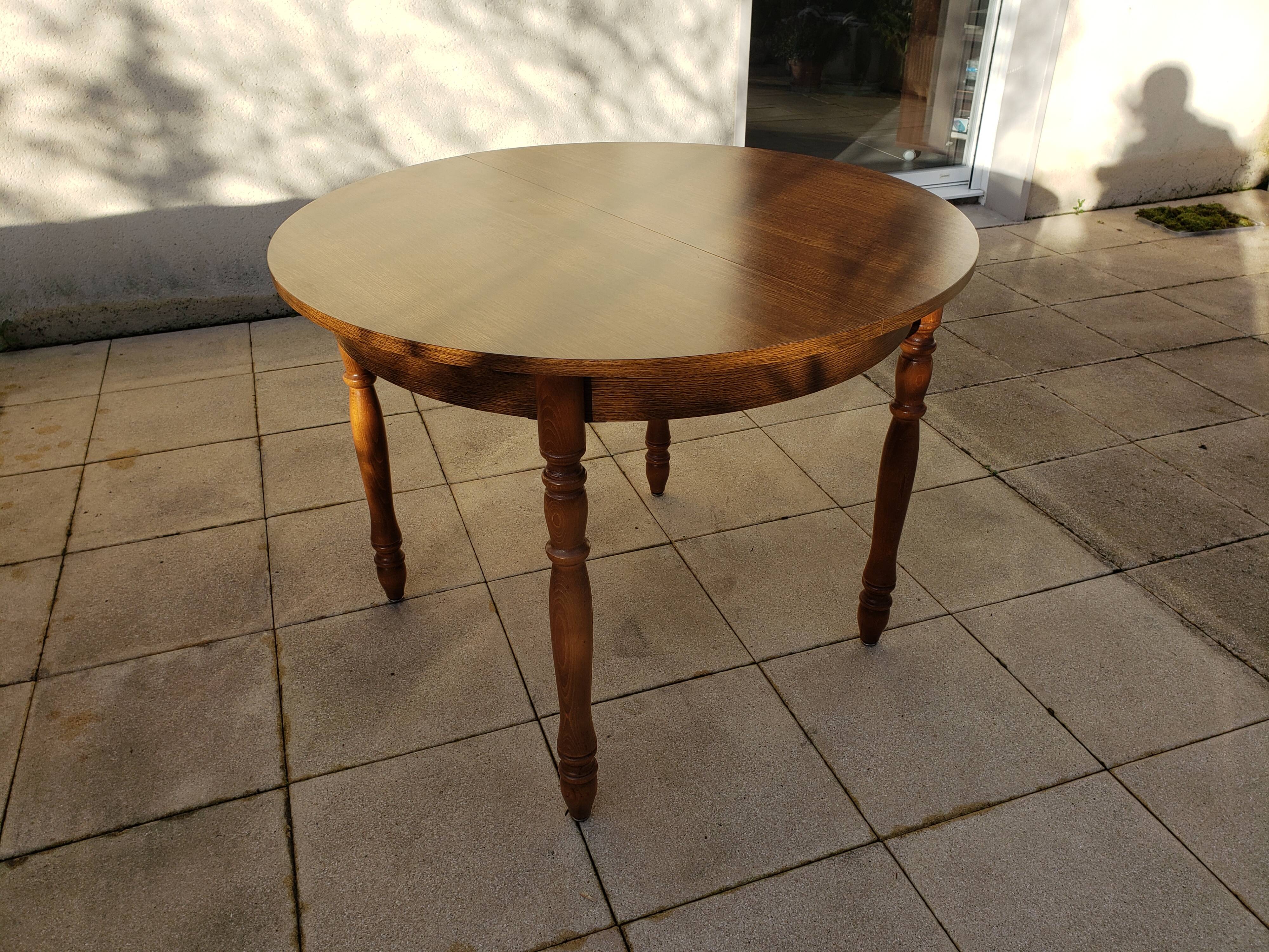 70s extendable round table | Selency