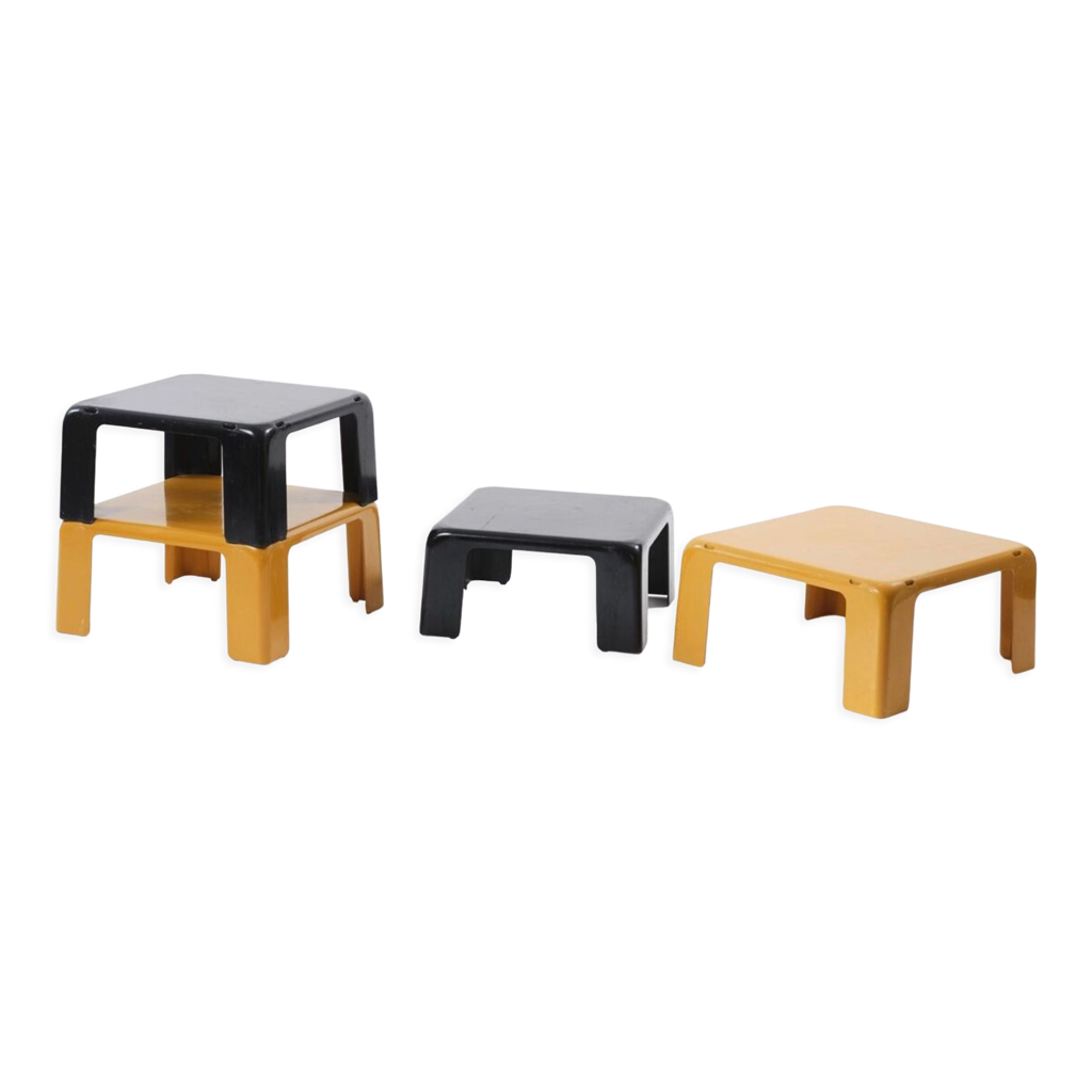 4 tables empilables 'Gatti' de Mario Bellini pour B&B Italia, 1966 ...