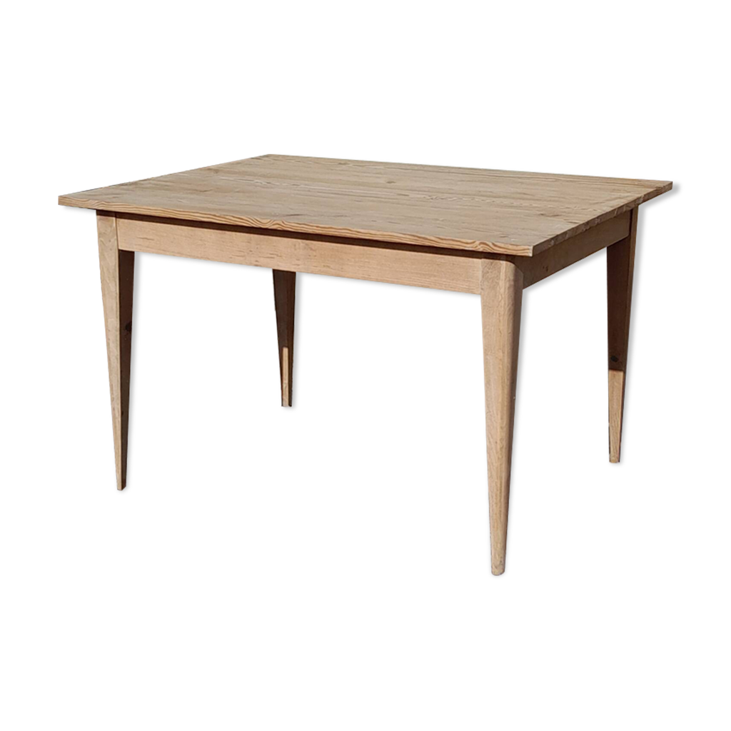 Table | Selency